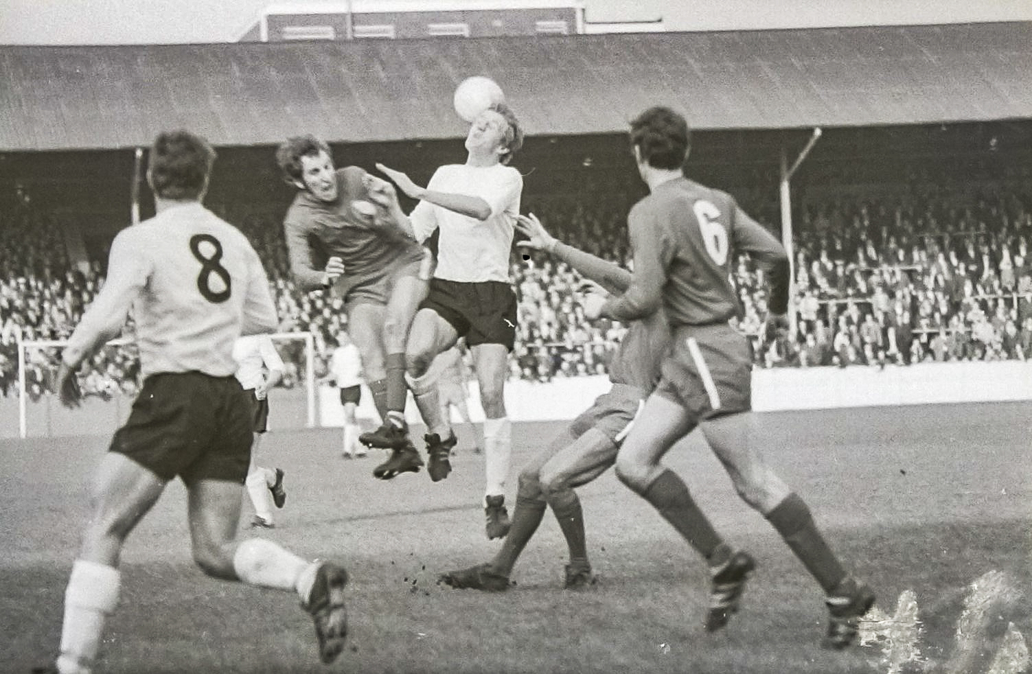 Keith Allen | Hatters Heritage | A History of Luton Town FC
