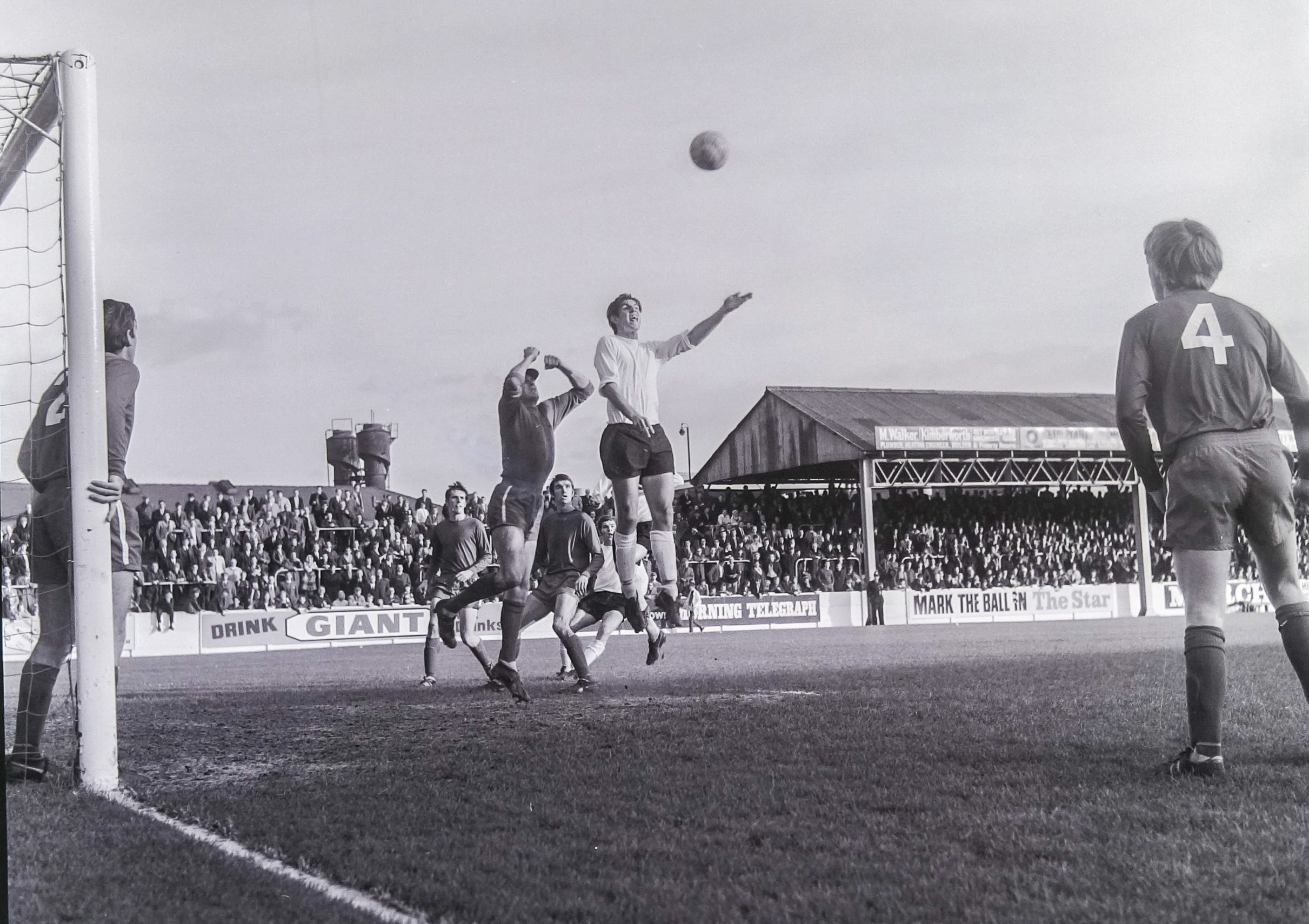 Chris Nicholl | Hatters Heritage | A History of Luton Town FC