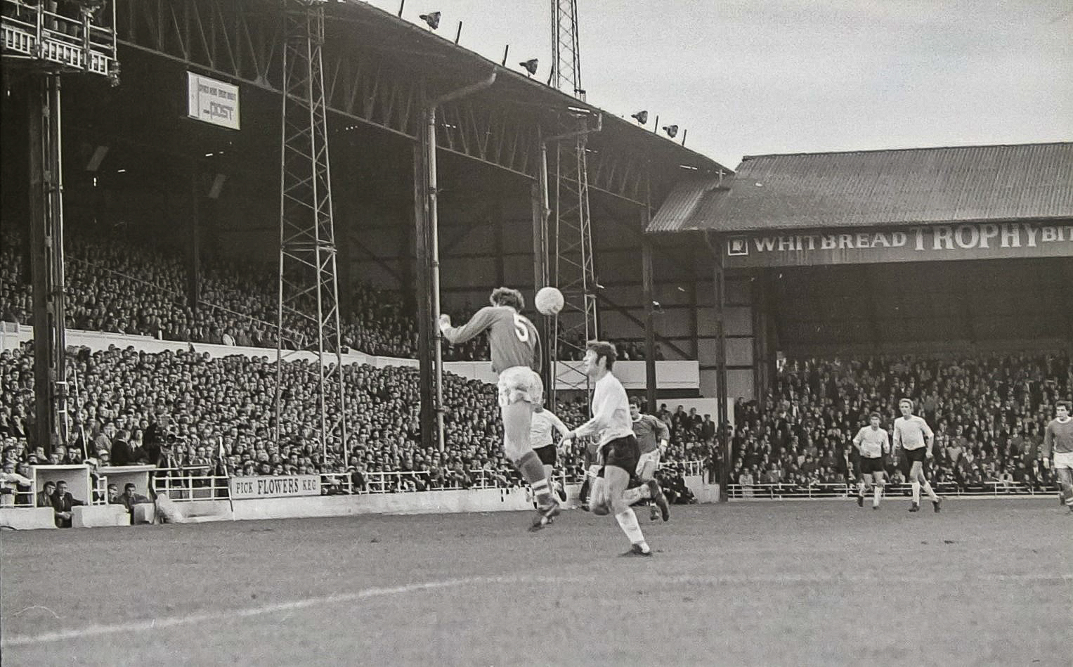 Luton Town FC vs Rochdale (22nd Nov 1969) | Hatters Heritage | A ...