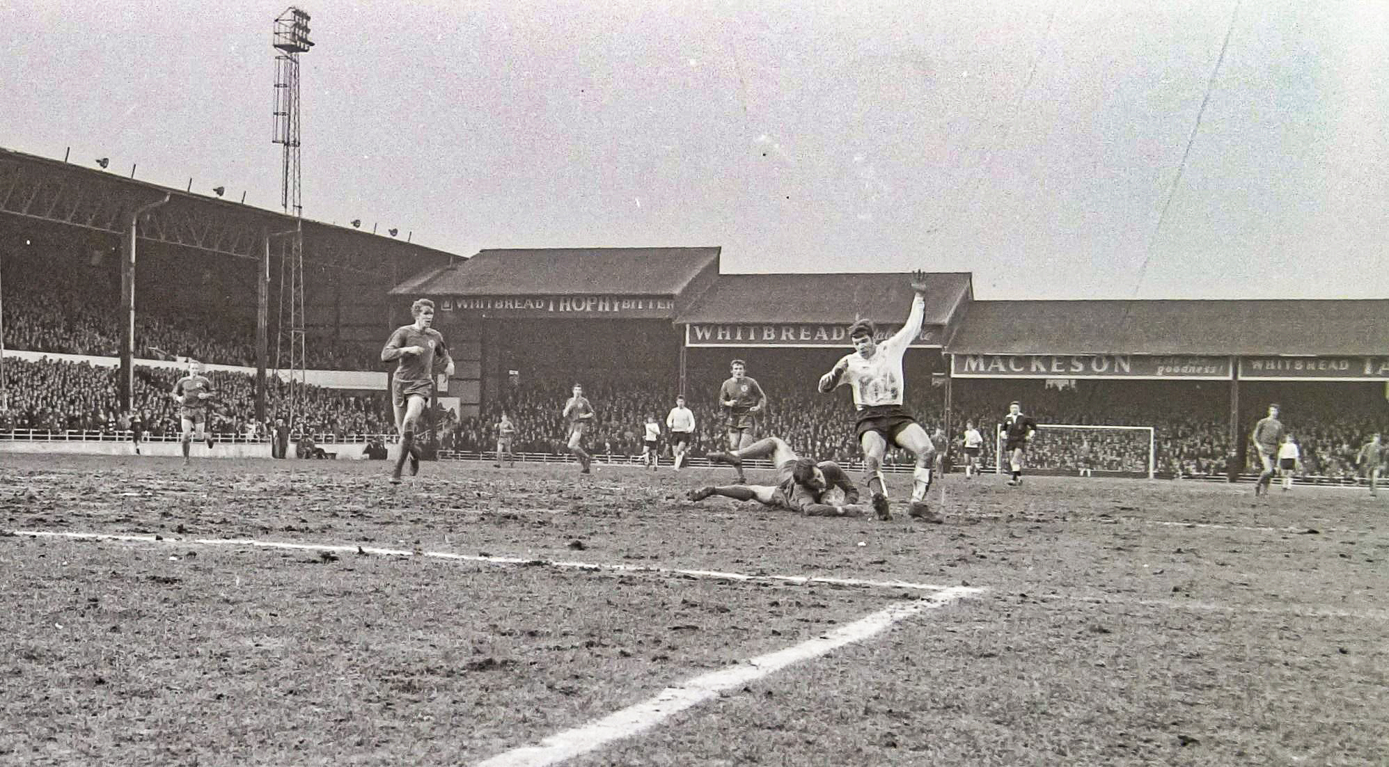 Malcolm Macdonald | Hatters Heritage | A History of Luton Town FC