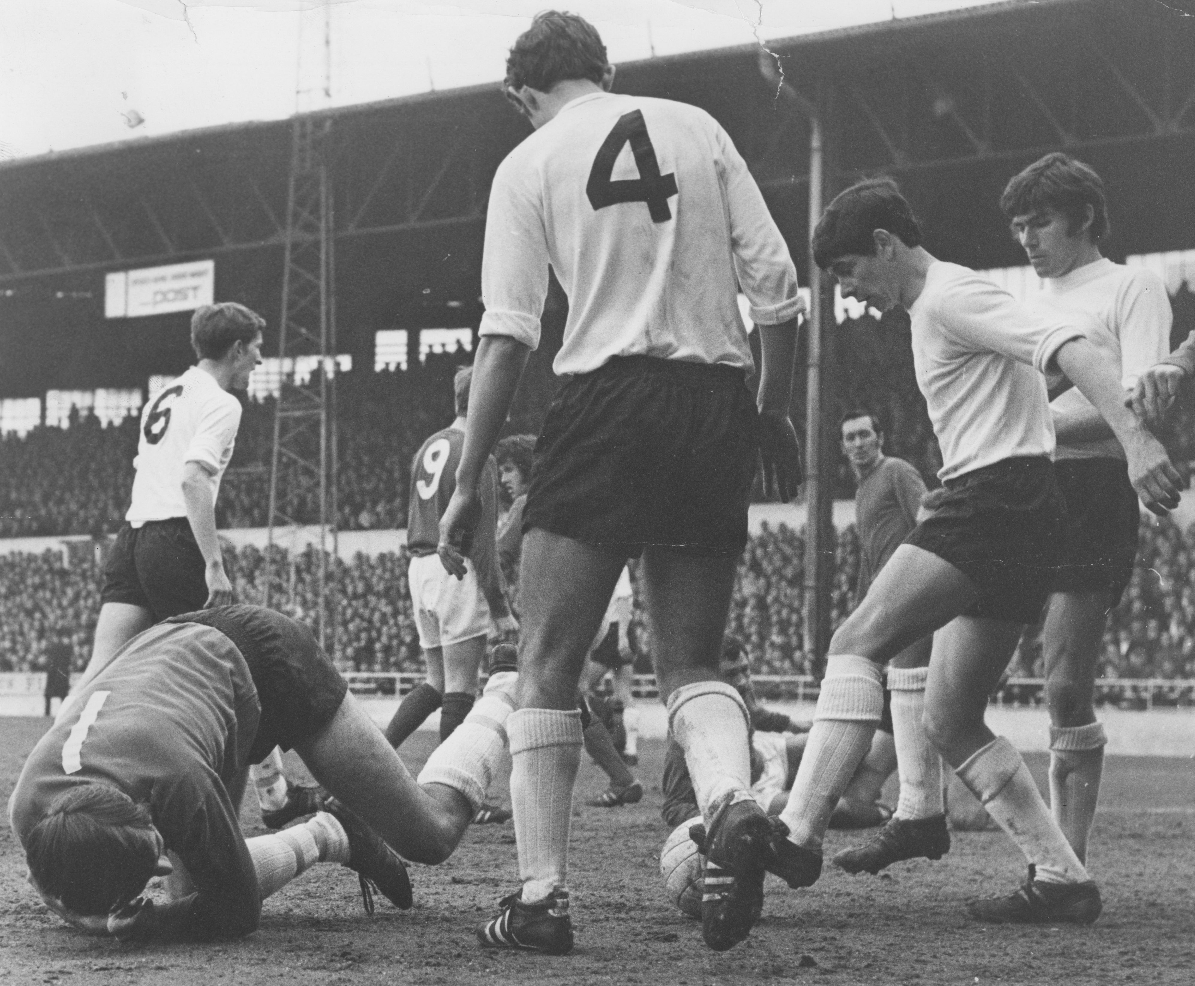 Luton Town FC vs Reading (28th Mar 1970) | Hatters Heritage | A History ...