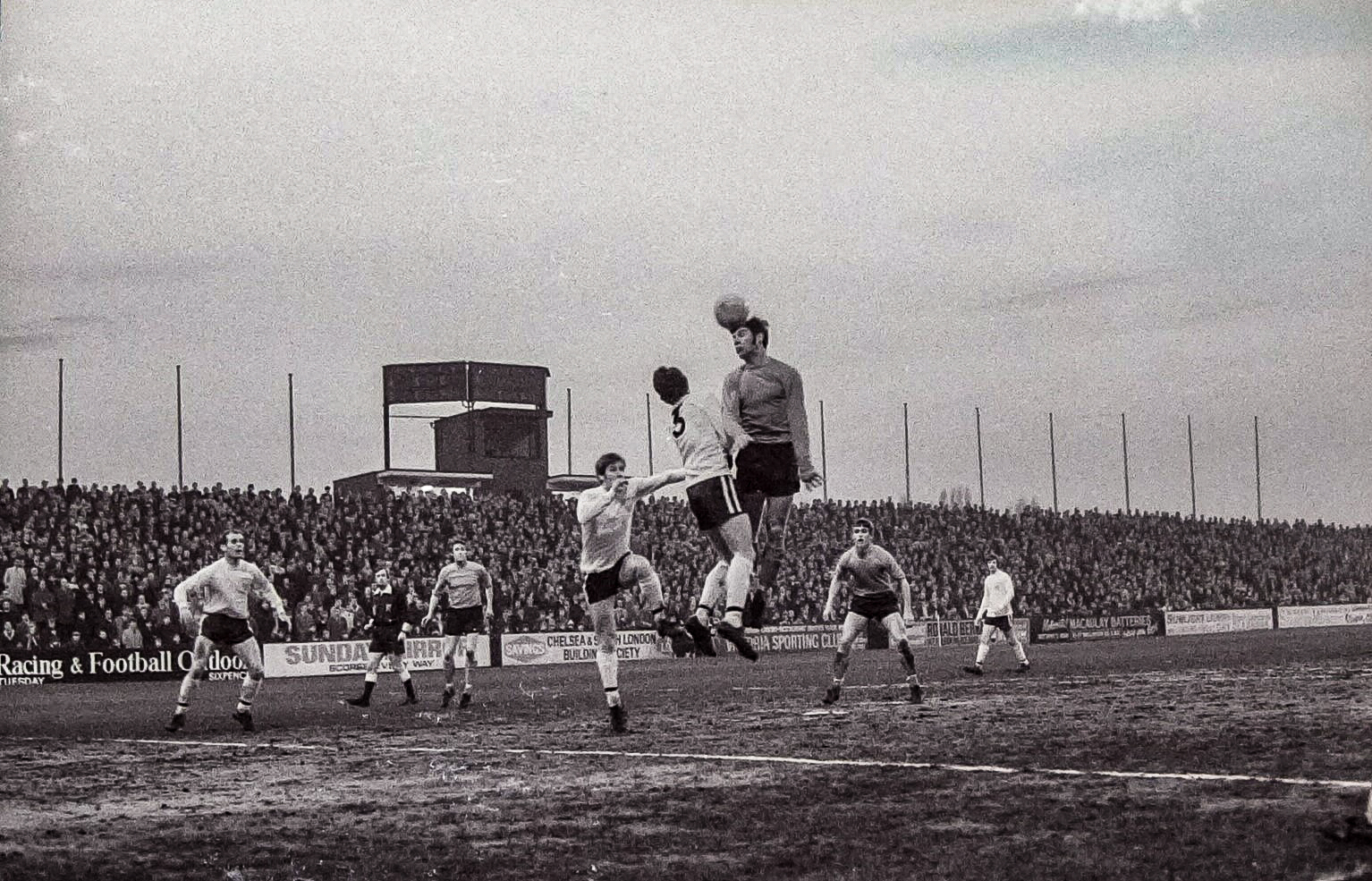 Fulham vs Luton Town FC (8th Apr 1970) | Hatters Heritage | A History ...