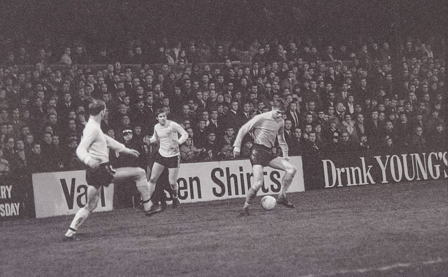 Viv Busby | Hatters Heritage | A History of Luton Town FC