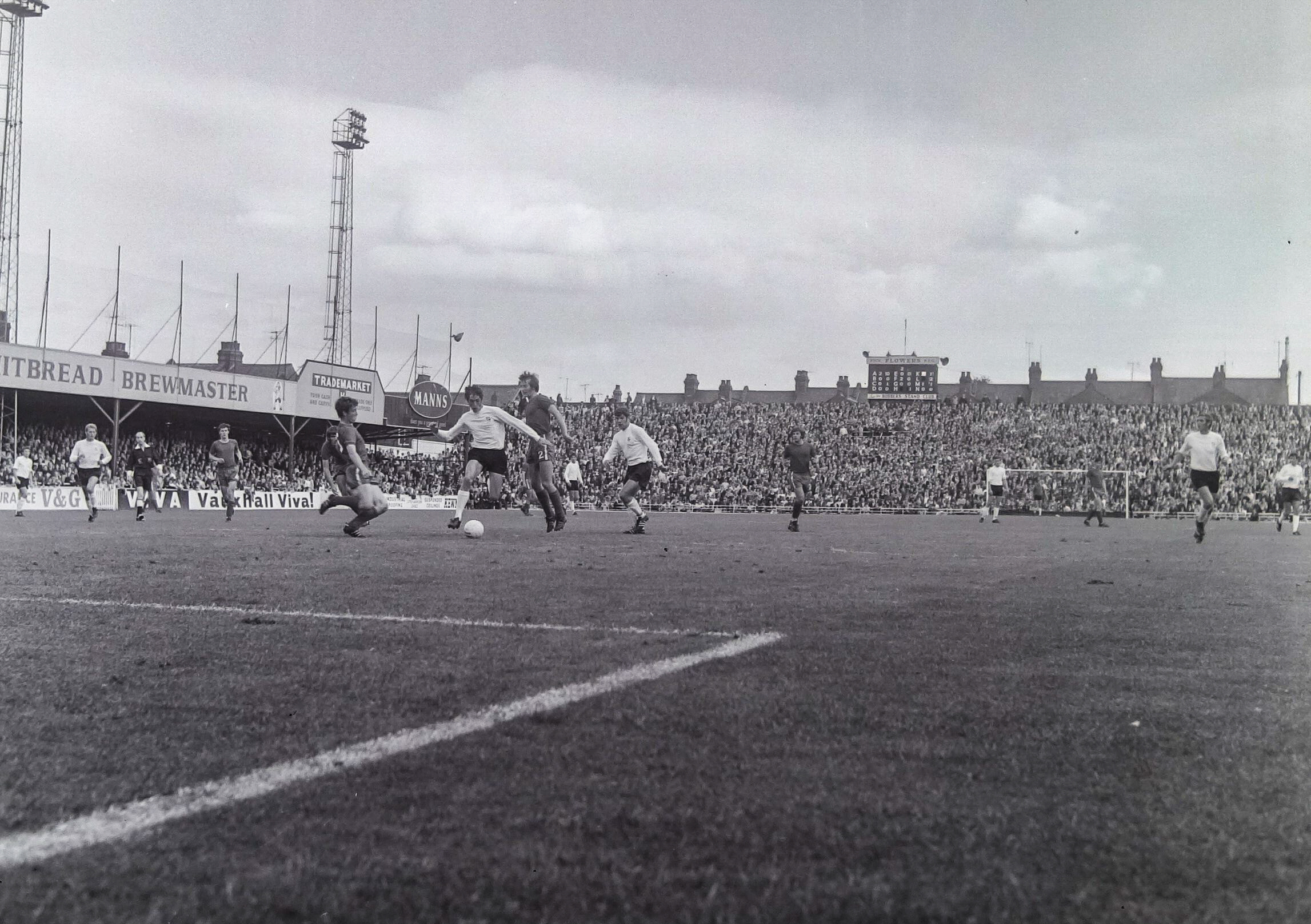 Don Givens | Hatters Heritage | A History of Luton Town FC