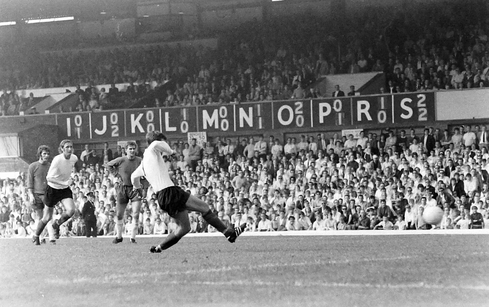 Birmingham City vs Luton Town FC (29th Aug 1970) | Hatters Heritage | A ...