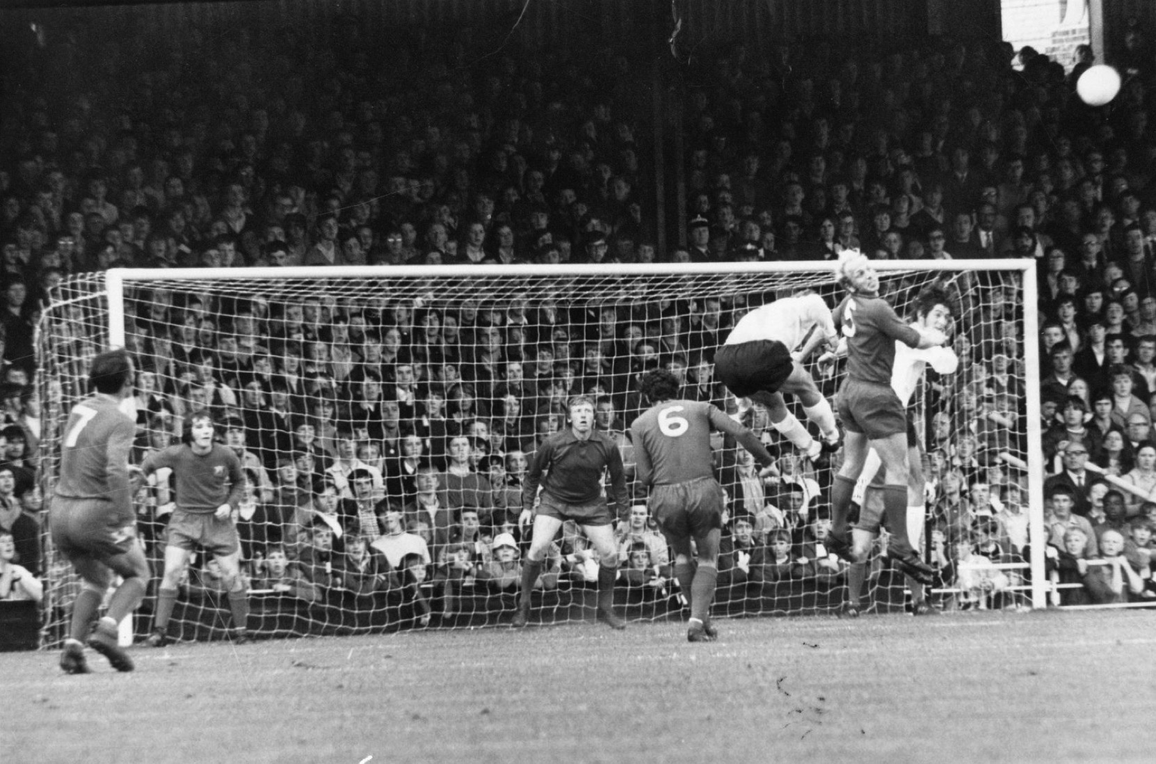 Luton Town FC vs Bristol City (3rd Oct 1970) | Hatters Heritage | A ...