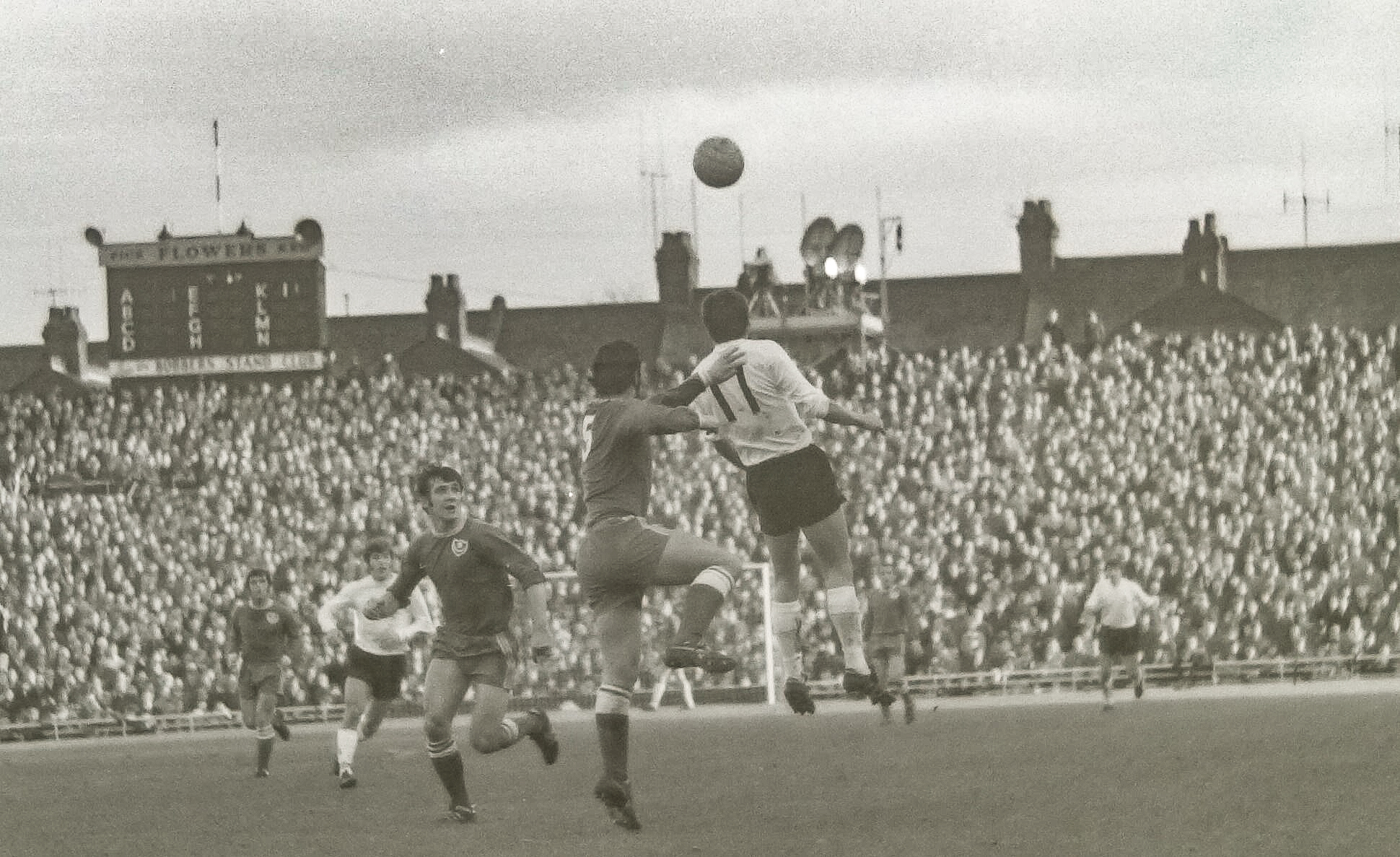 Viv Busby | Hatters Heritage | A History of Luton Town FC
