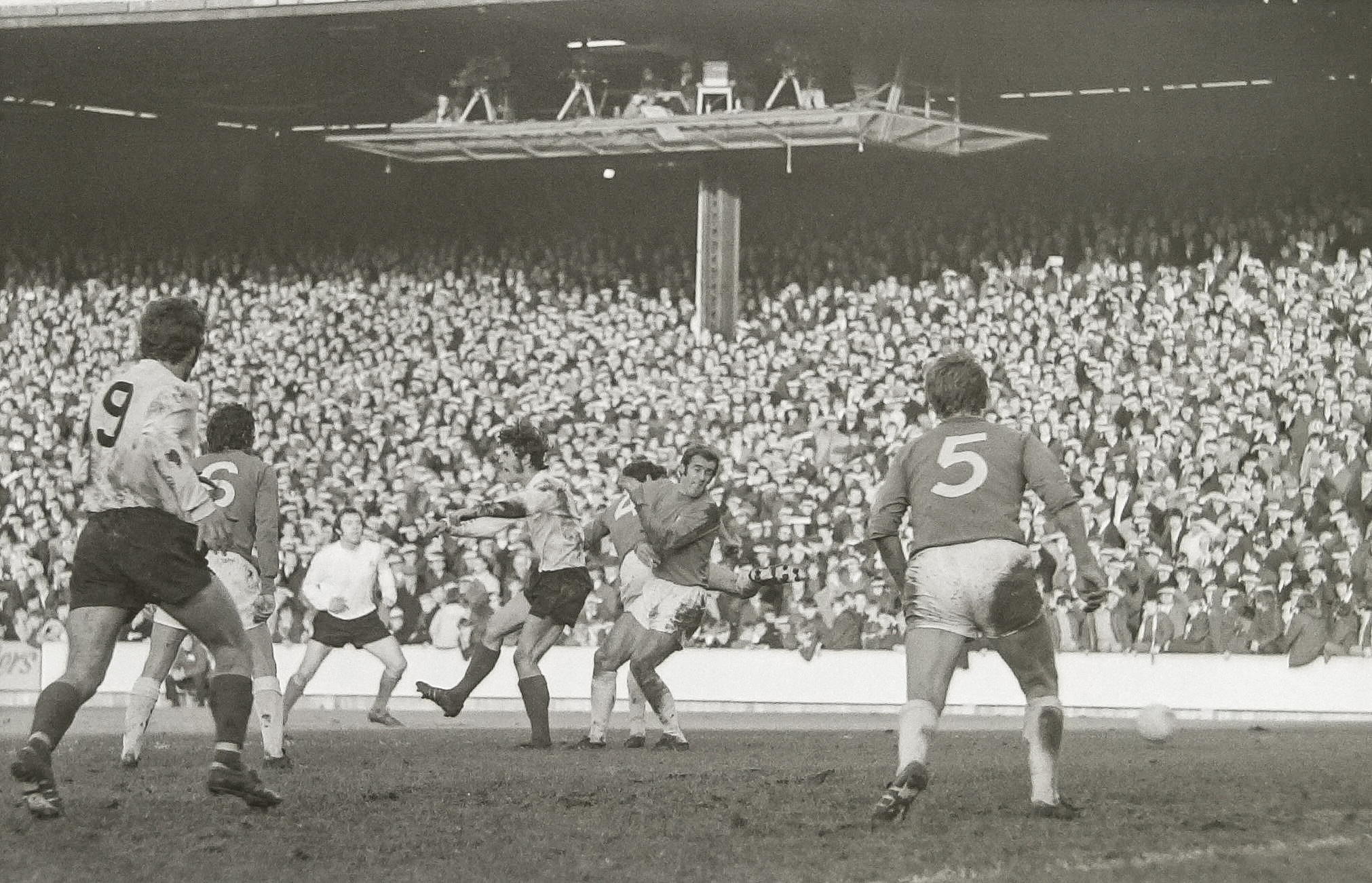 Don Givens | Hatters Heritage | A History of Luton Town FC