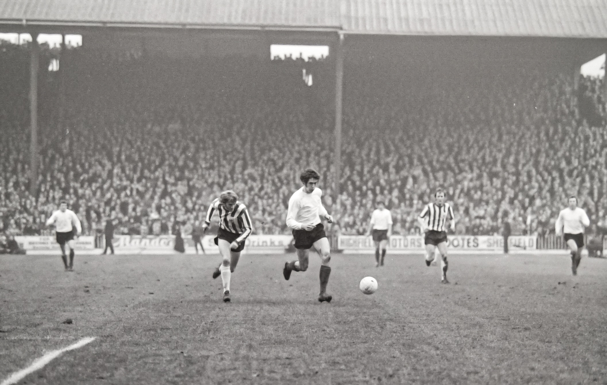 Don Givens | Hatters Heritage | A History of Luton Town FC