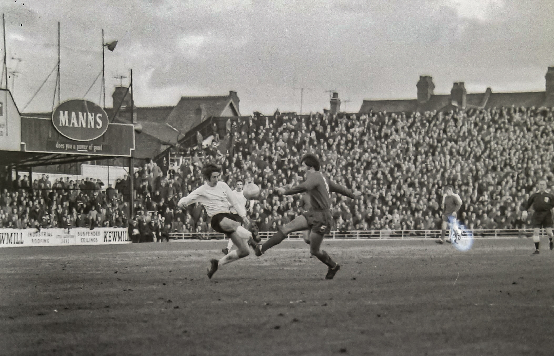 Don Givens | Hatters Heritage | A History of Luton Town FC