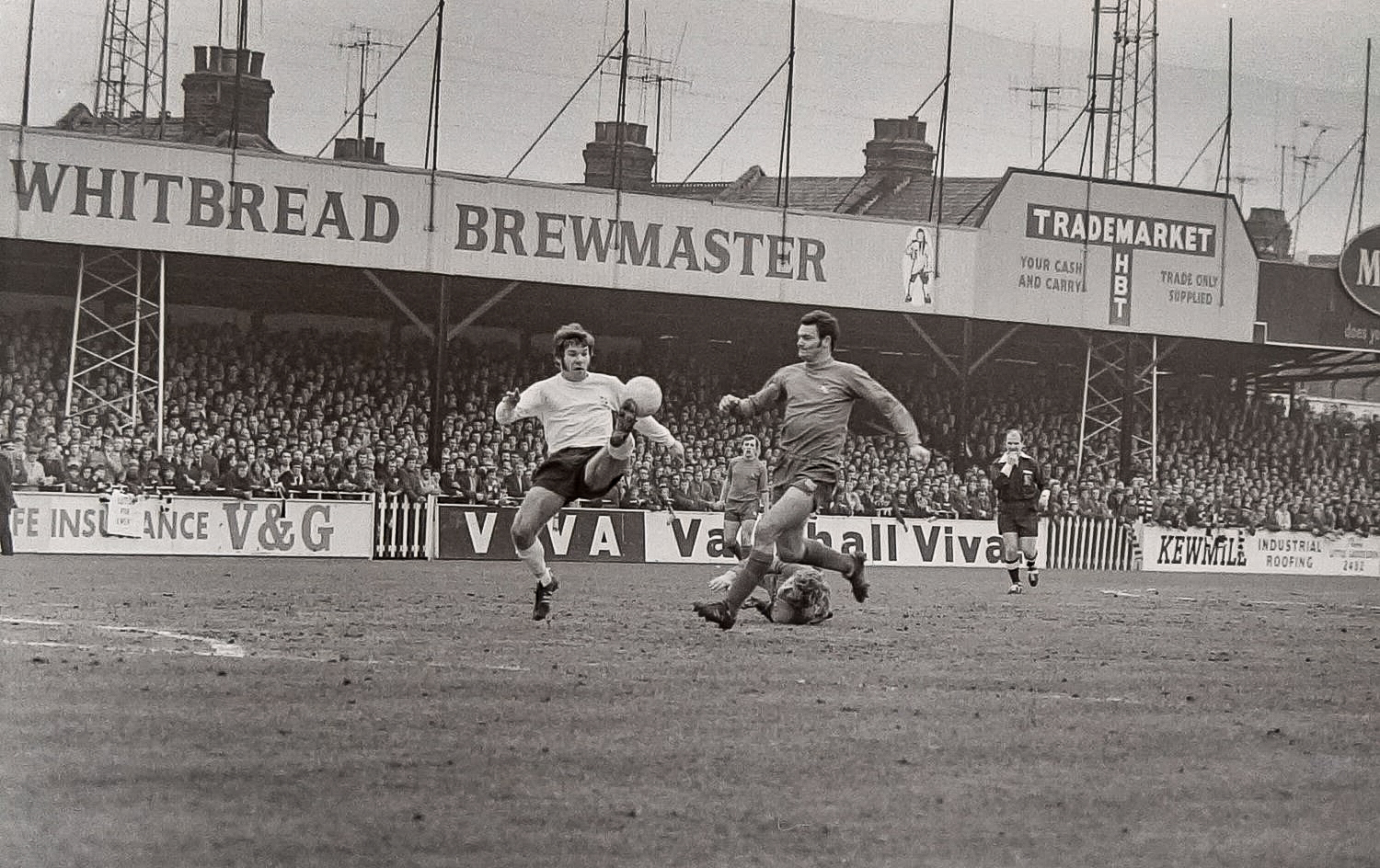 Luton Town FC vs Birmingham City (3rd Apr 1971) | Hatters Heritage | A ...