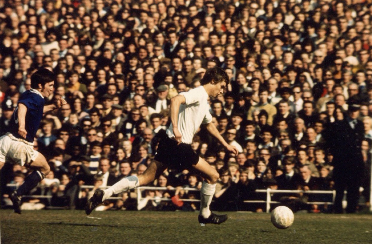 Viv Busby | Hatters Heritage | A History of Luton Town FC