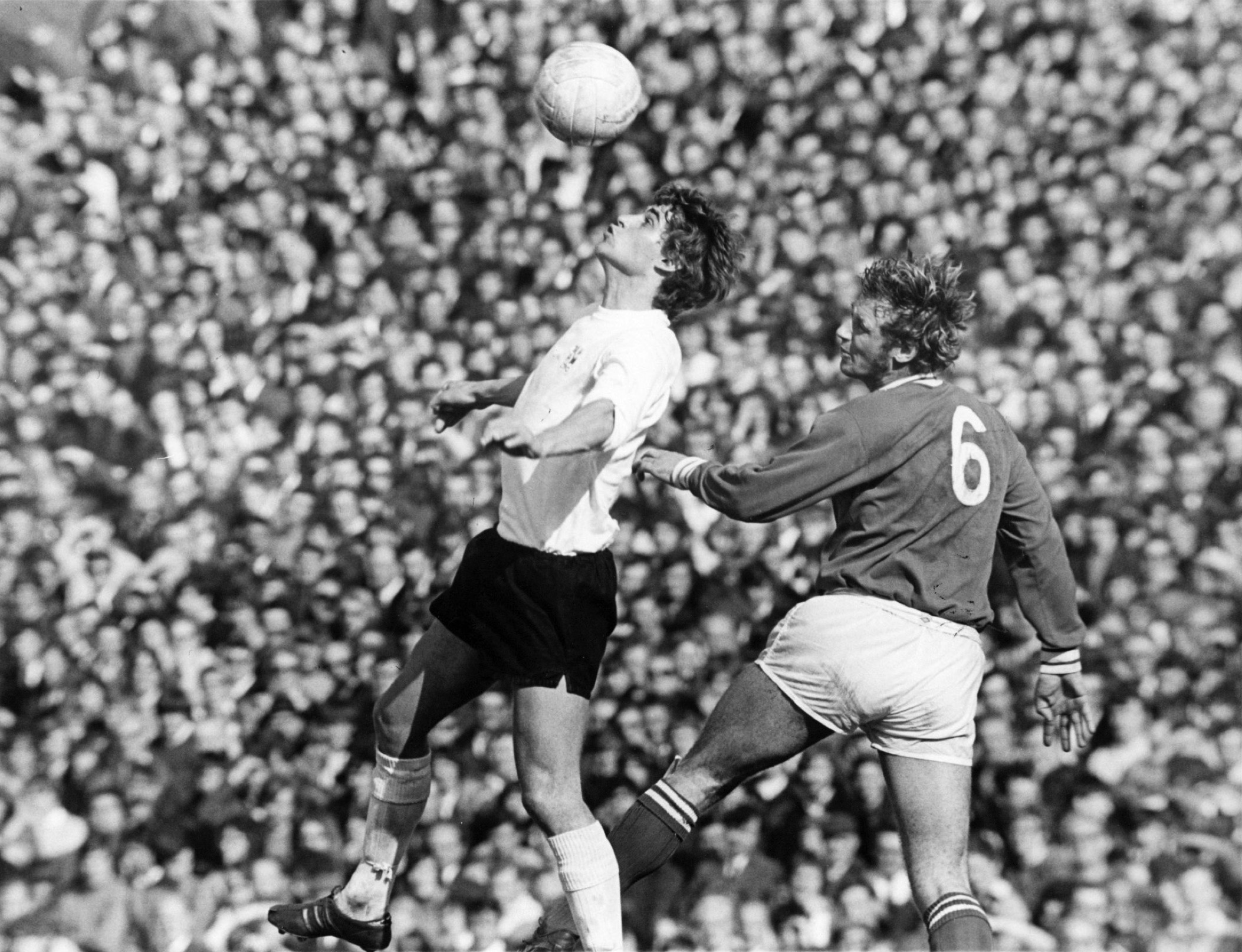 Viv Busby | Hatters Heritage | A History of Luton Town FC