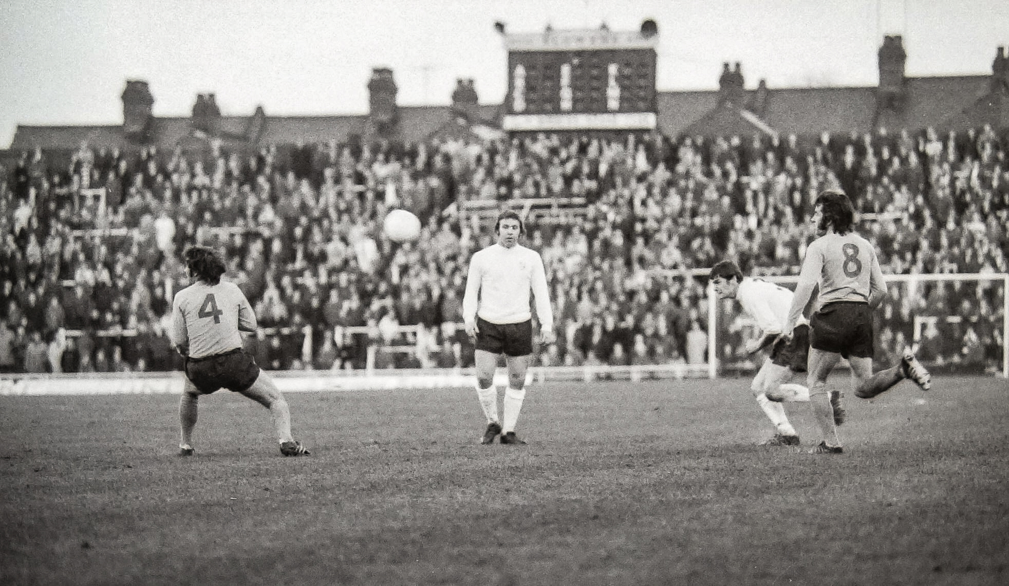 Luton Town FC vs Hull City (4th Apr 1972) | Hatters Heritage | A ...