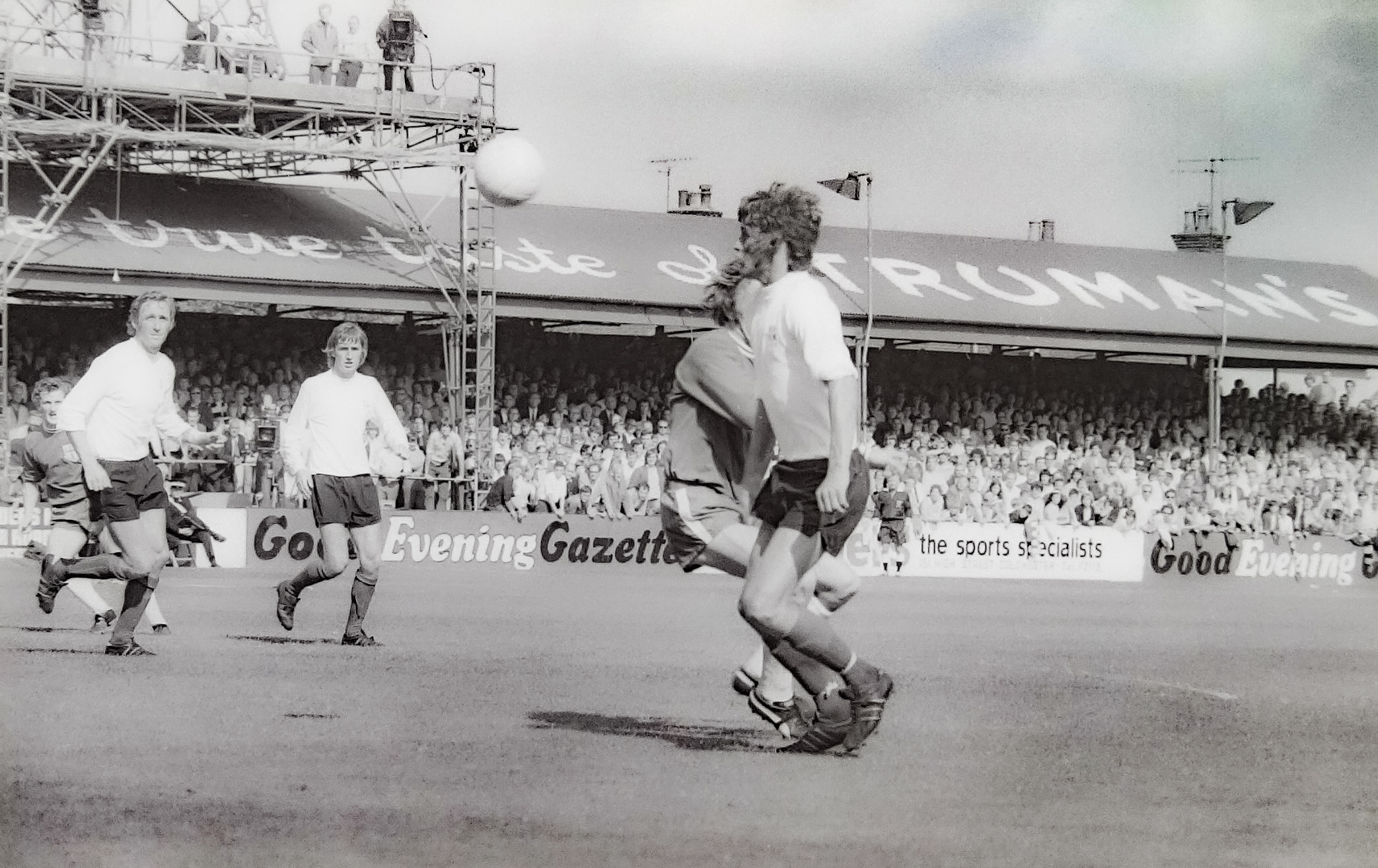Viv Busby | Hatters Heritage | A History of Luton Town FC