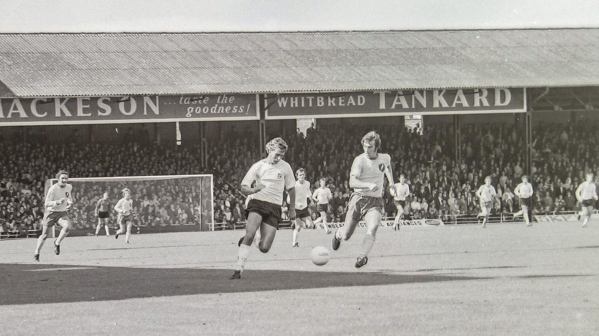 Viv Busby | Hatters Heritage | A History of Luton Town FC