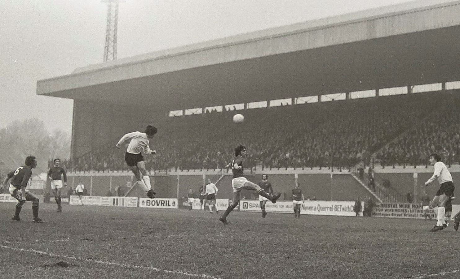 Don Givens | Hatters Heritage | A History of Luton Town FC