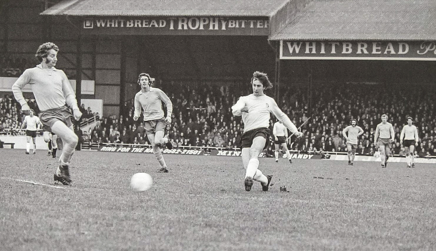 Gordon Hindson | Hatters Heritage | A History of Luton Town FC