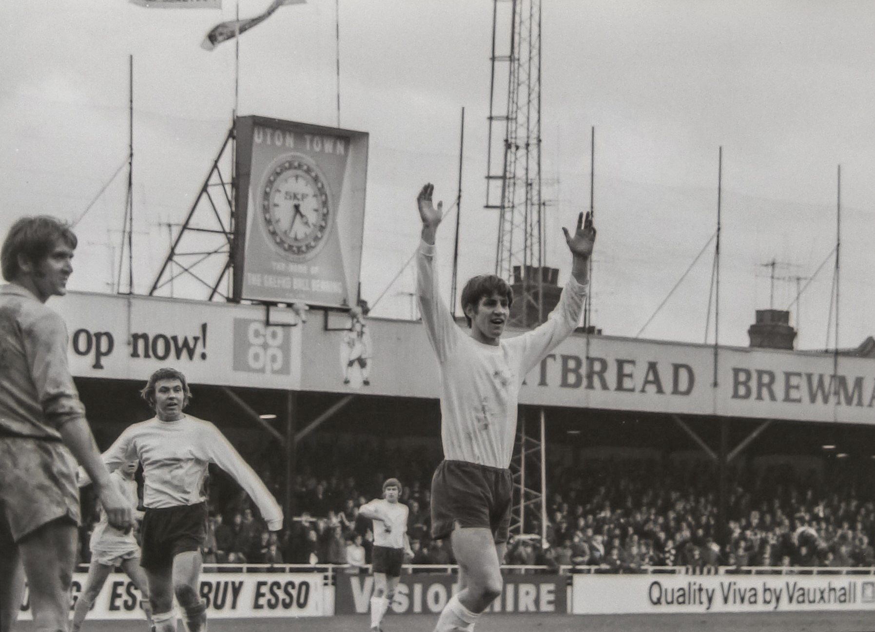 Chris Nicholl | Hatters Heritage | A History of Luton Town FC