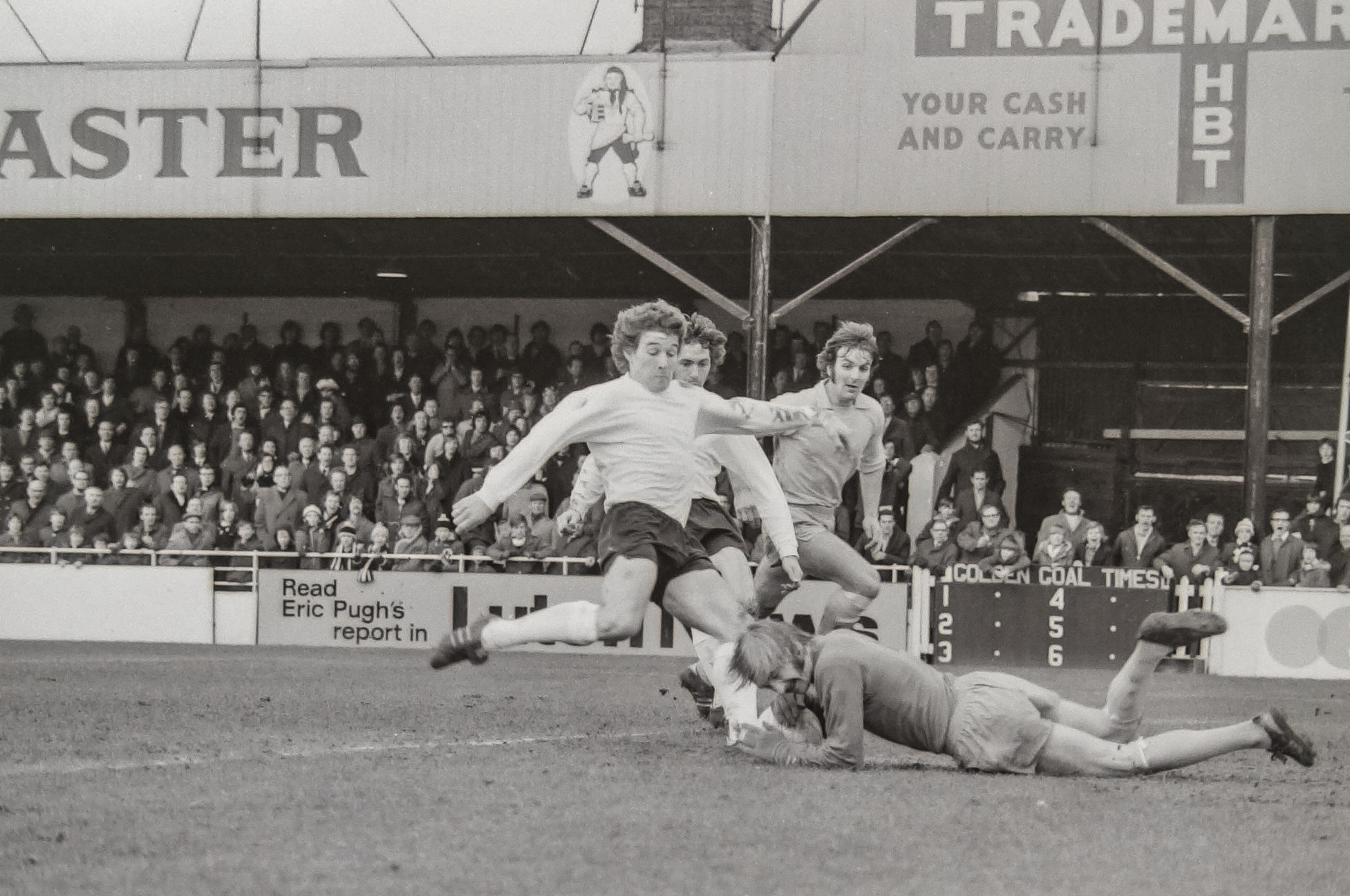 Vic Halom | Hatters Heritage | A History of Luton Town FC