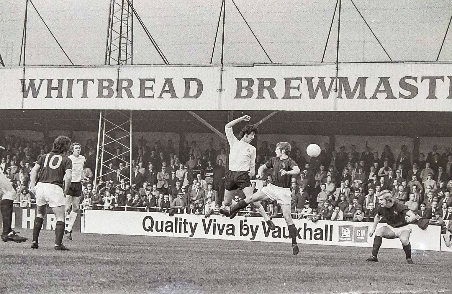 Don Givens | Hatters Heritage | A History of Luton Town FC