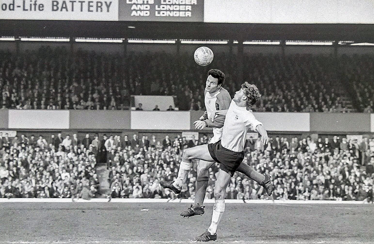 Viv Busby | Hatters Heritage | A History of Luton Town FC