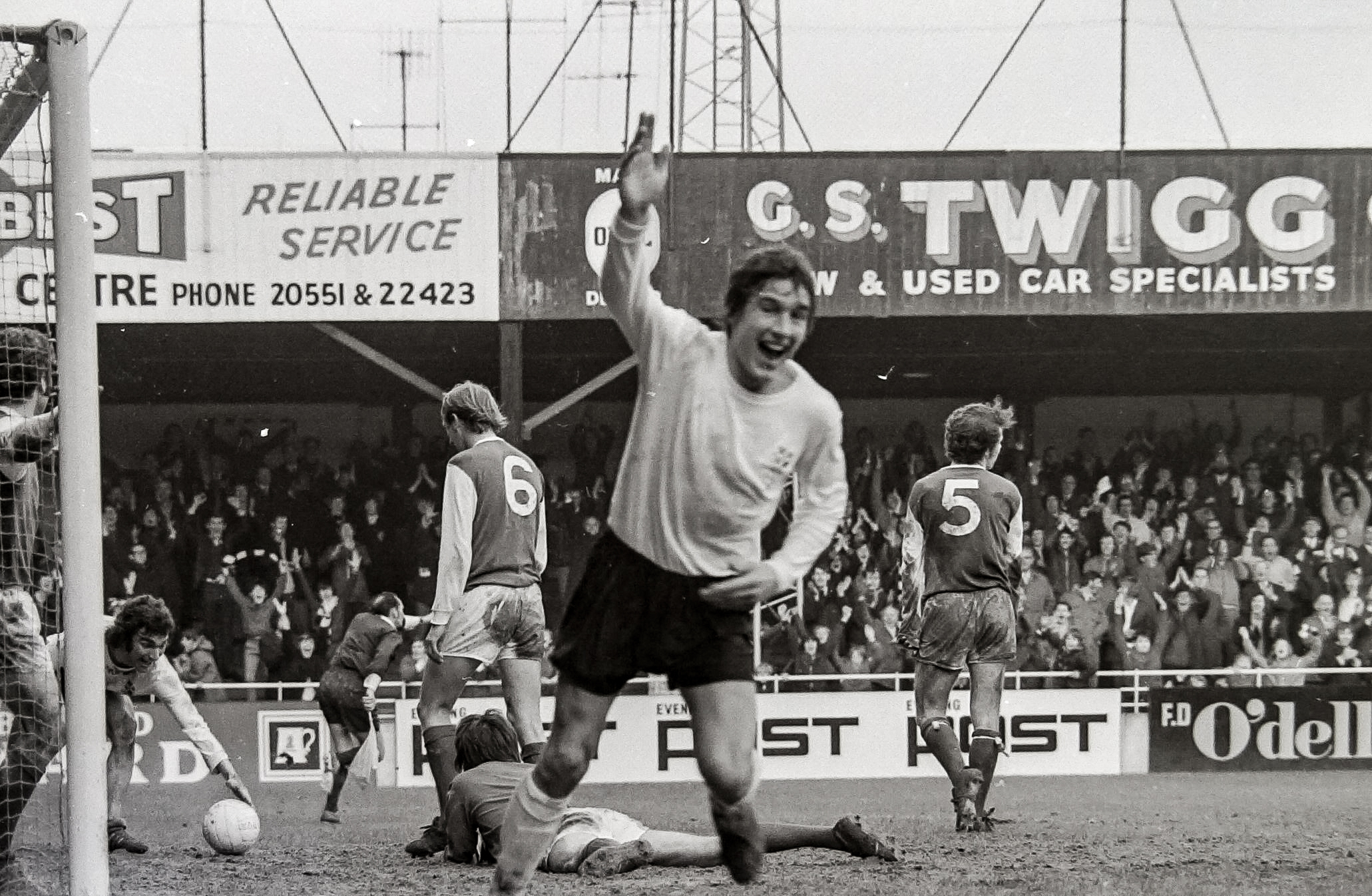 Vic Halom | Hatters Heritage | A History of Luton Town FC