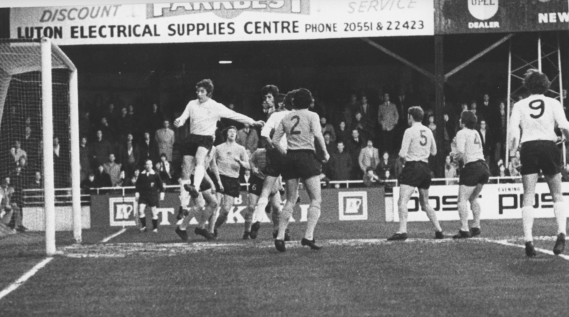 Luton Town FC vs Hull City (4th Apr 1972) | Hatters Heritage | A ...