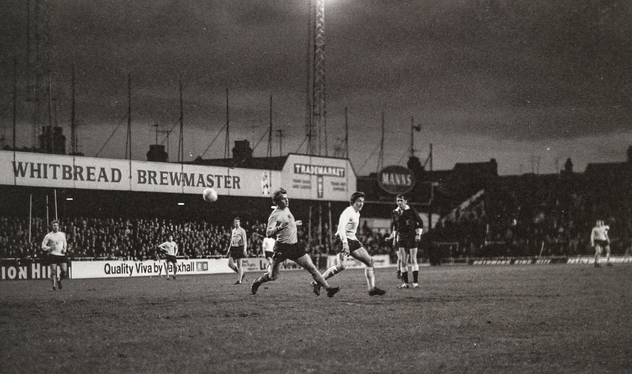 Luton Town FC vs Hull City (4th Apr 1972) | Hatters Heritage | A ...