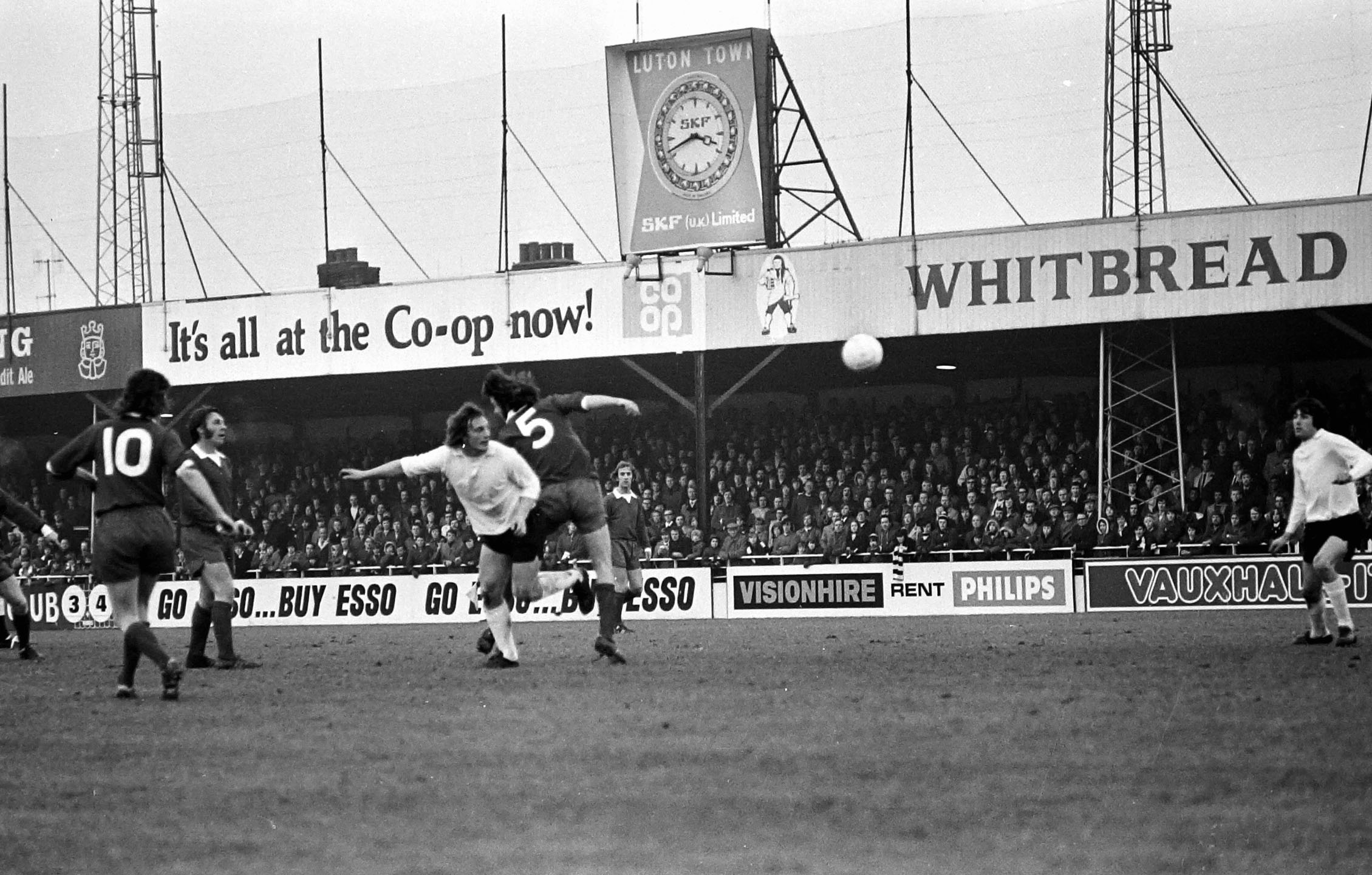 Luton Town FC vs Crewe Alexandra (13th Jan 1973) | Hatters Heritage | A ...