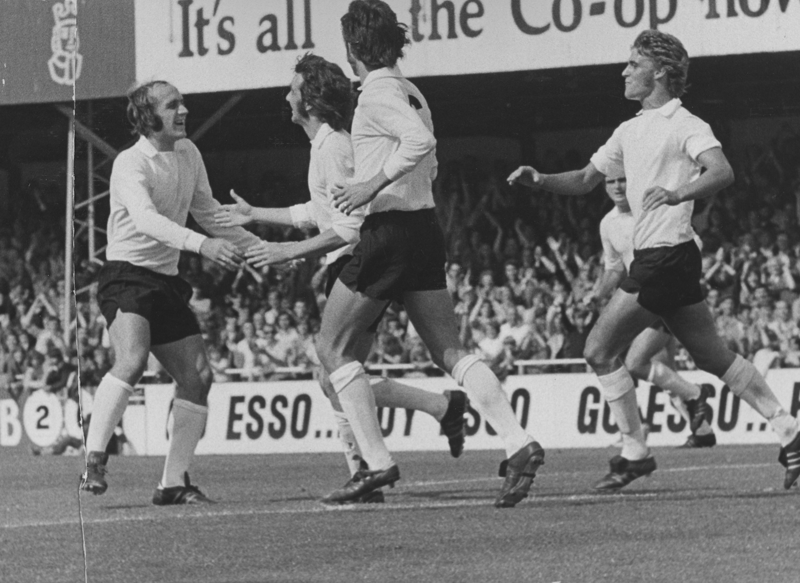 Luton Town FC vs Preston North End (19th Aug 1972) | Hatters Heritage ...