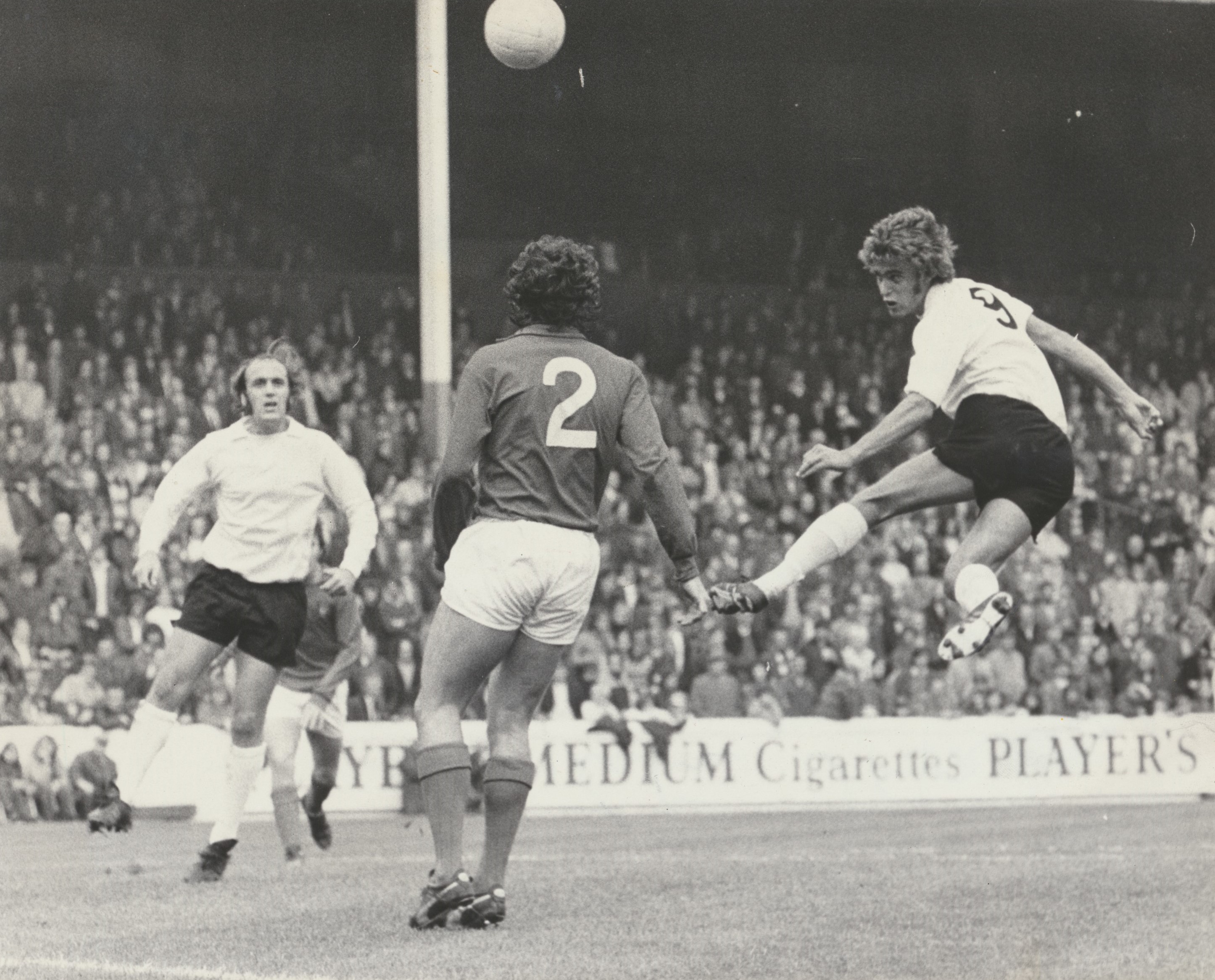 Viv Busby | Hatters Heritage | A History of Luton Town FC
