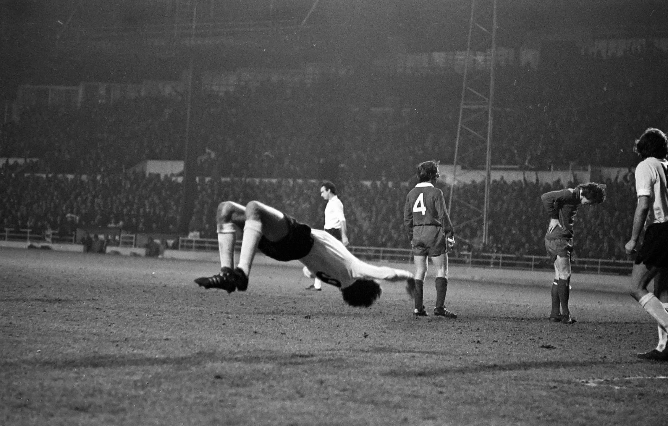 Luton Town FC vs Crewe Alexandra (13th Jan 1973) | Hatters Heritage | A ...