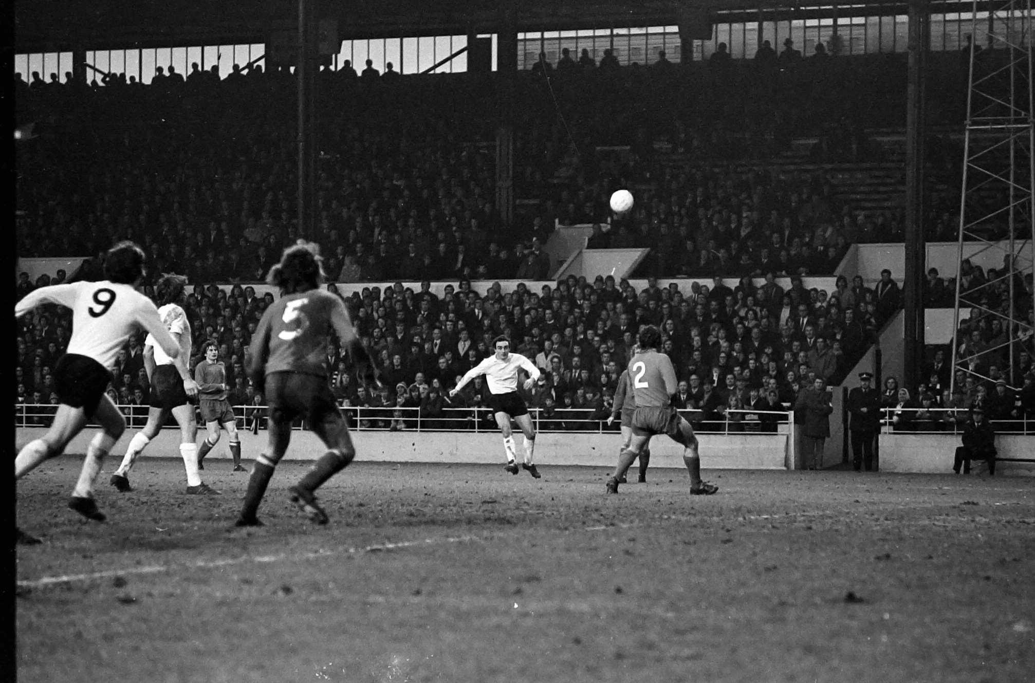 Luton Town FC vs Nottingham Forest (27th Jan 1973) | Hatters Heritage ...