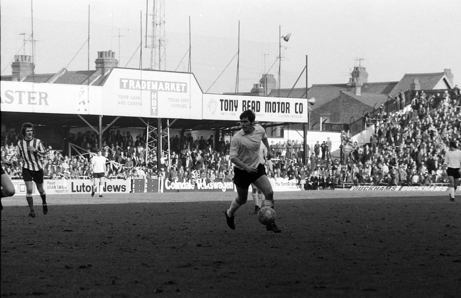 Don Shanks | Hatters Heritage | A History of Luton Town FC