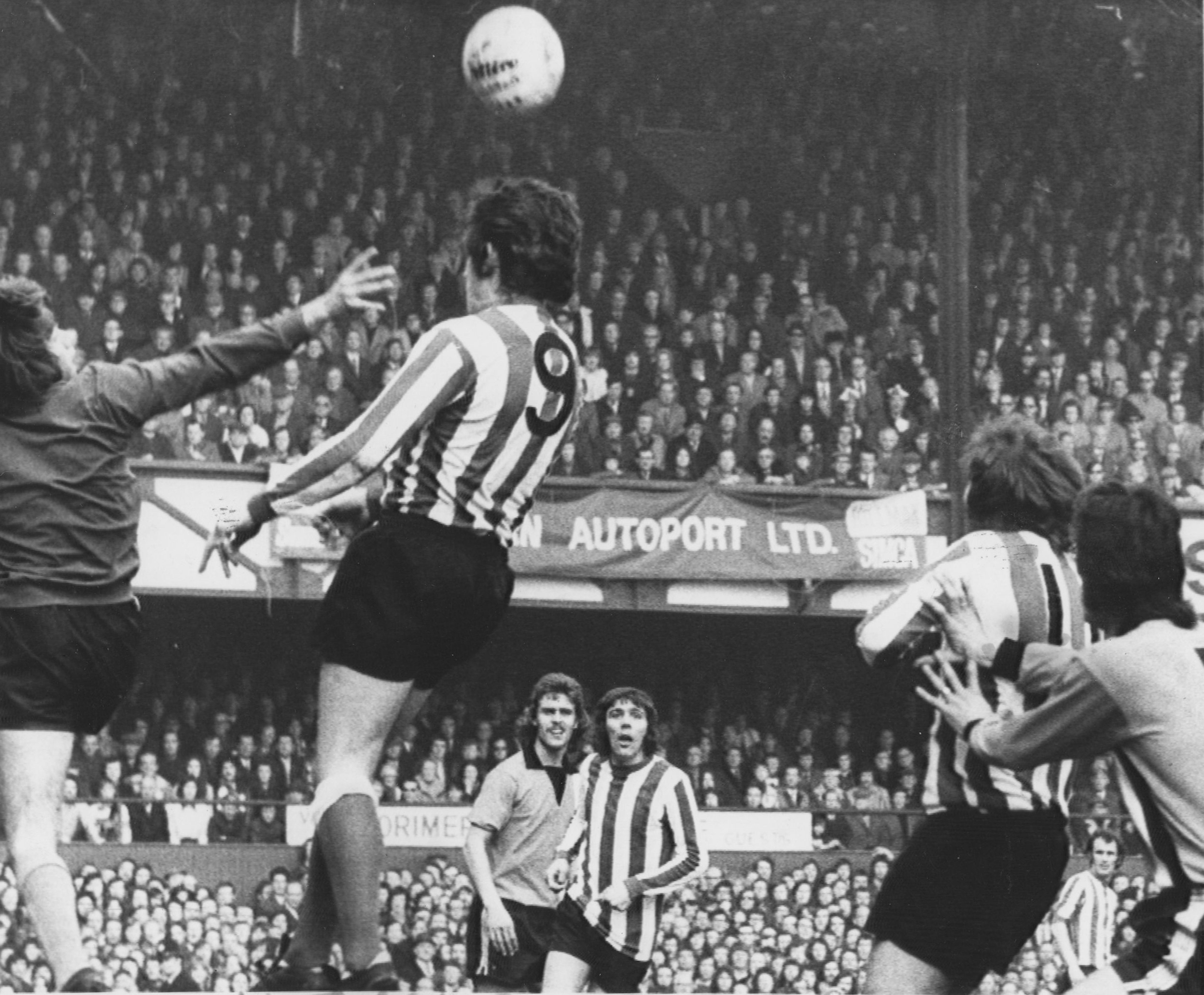 Keith Barber | Hatters Heritage | A History of Luton Town FC