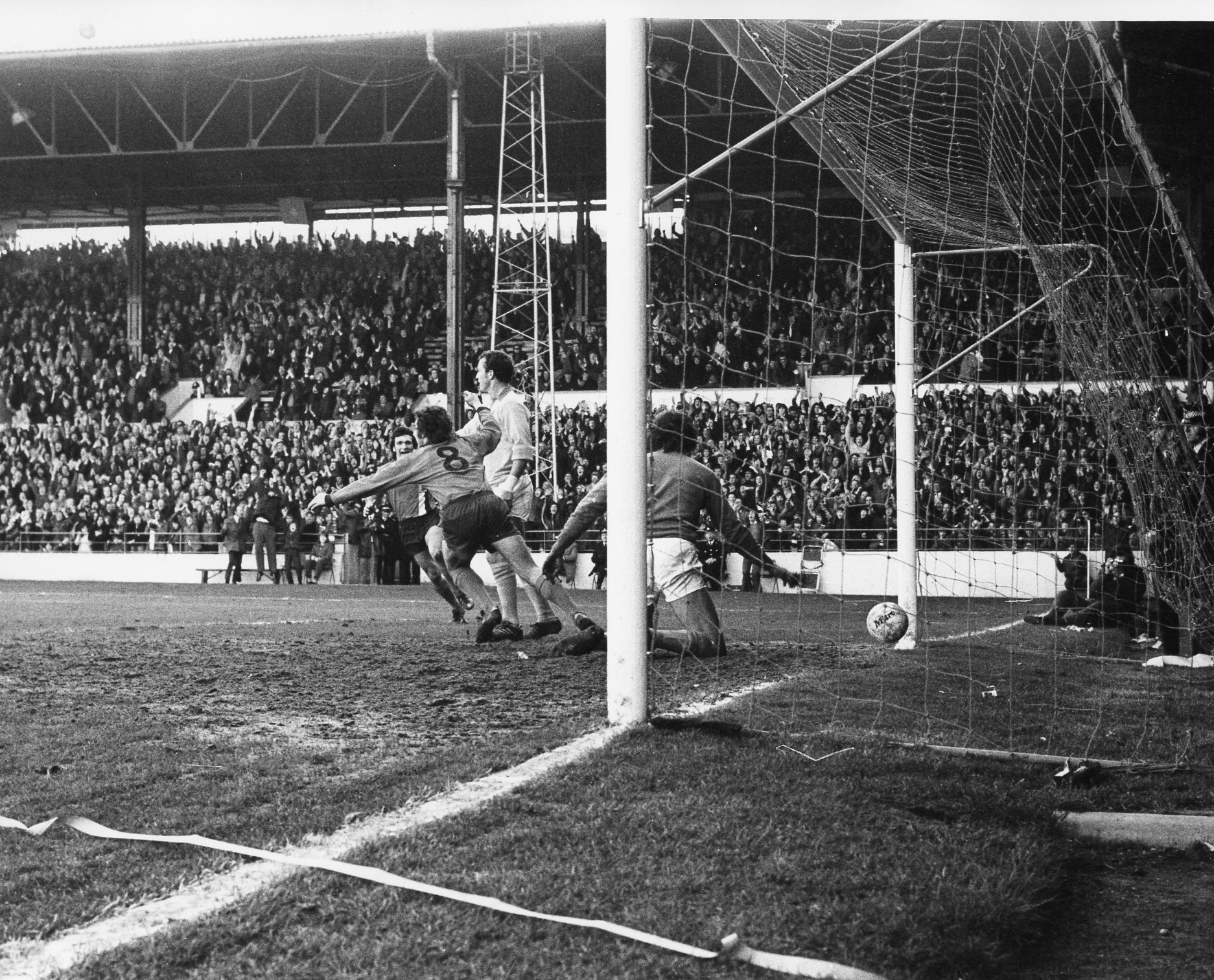 Luton Town FC vs Orient (16th Mar 1974) | Hatters Heritage | A History ...