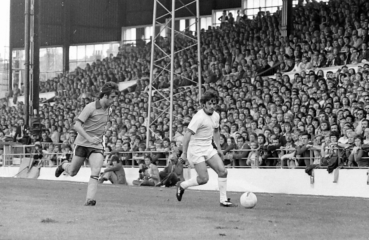 Luton Town FC vs Liverpool (17th Aug 1974) | Hatters Heritage | A ...