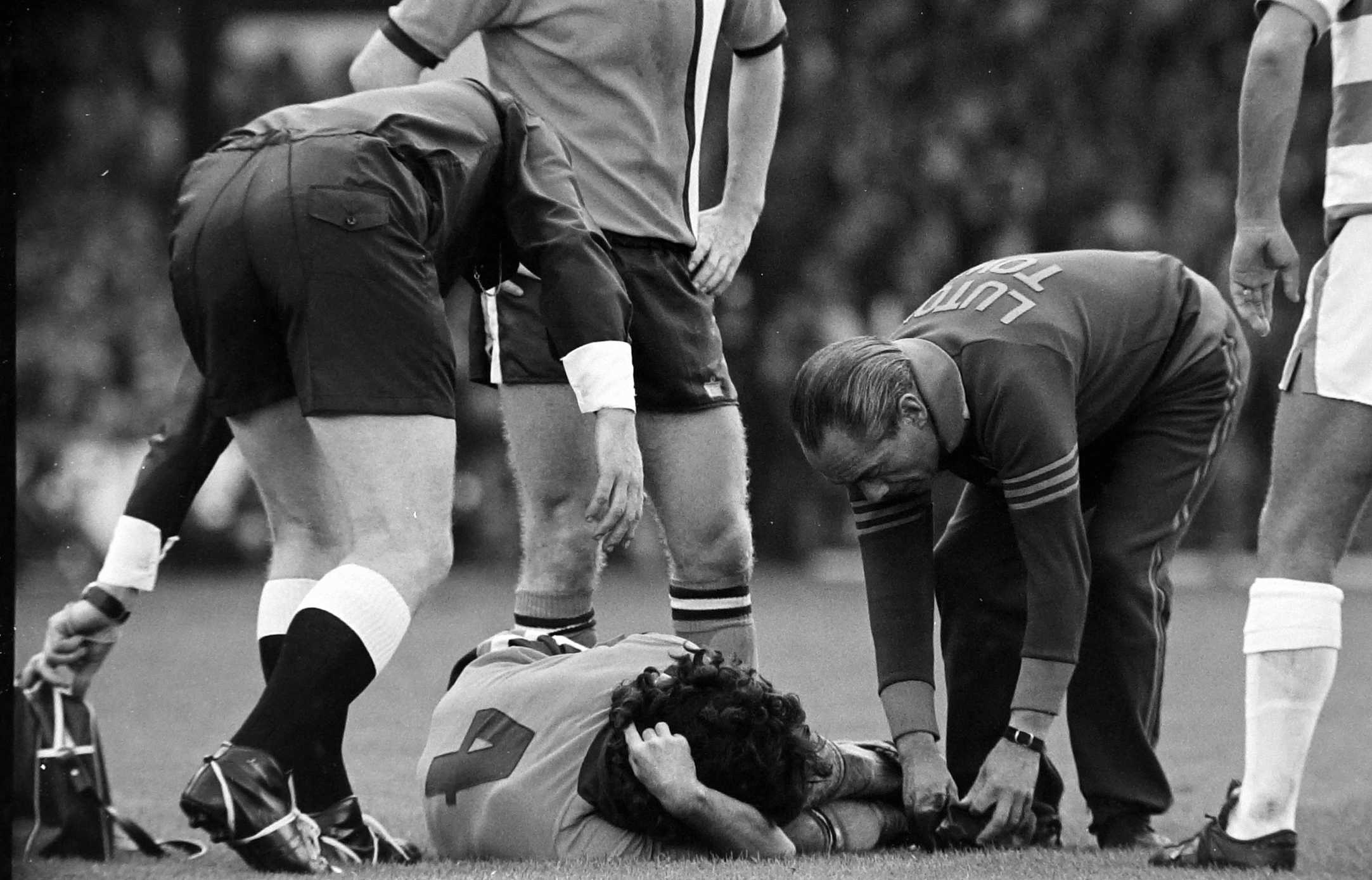 Luton Town FC vs Queens Park Rangers (31st Aug 1974) | Hatters Heritage ...