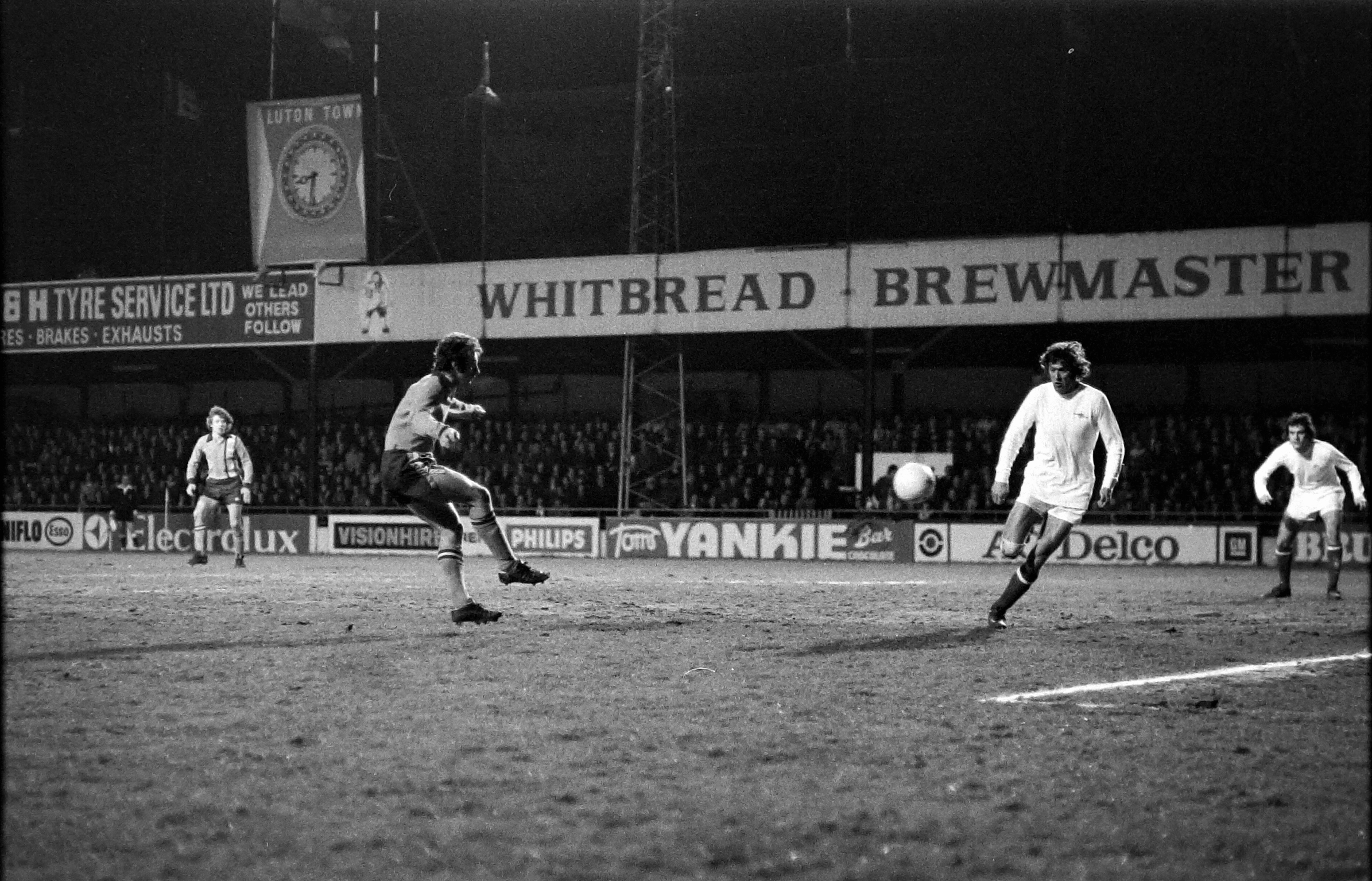 Luton Town FC vs Arsenal (25th Mar 1975) | Hatters Heritage | A History ...