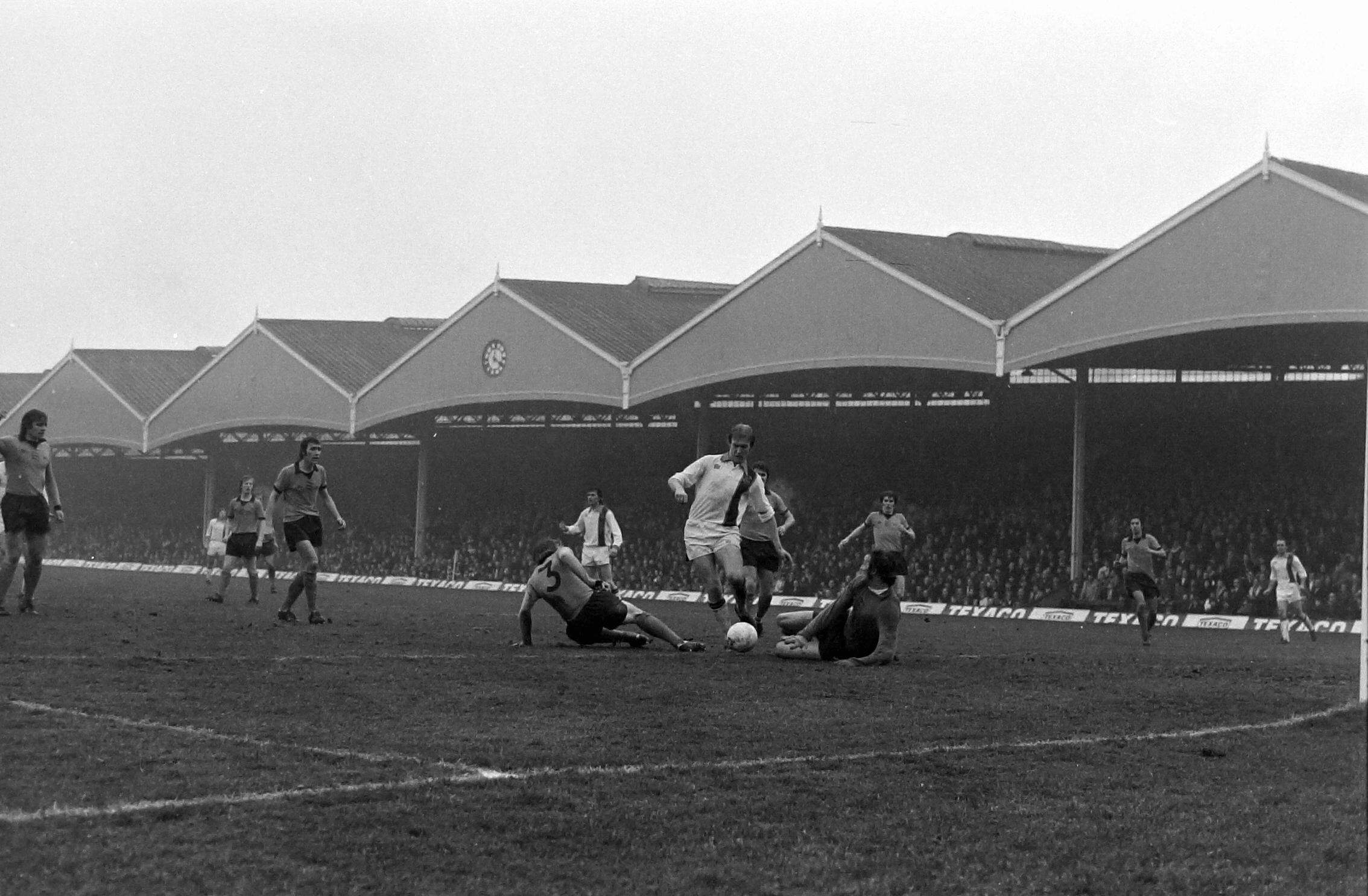Wolverhampton Wanderers vs Luton Town FC (31st Mar 1975) | Hatters ...