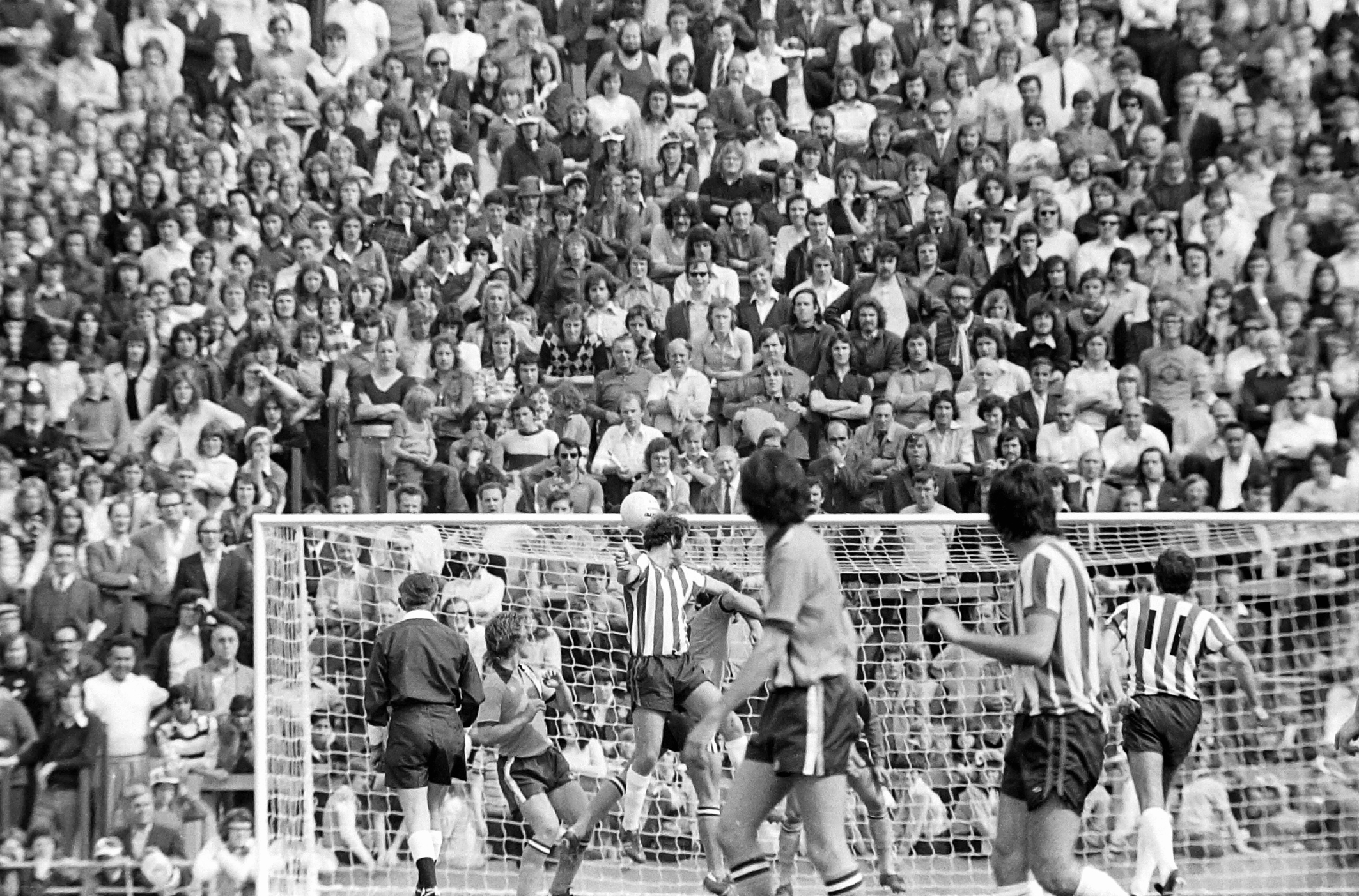 Luton Town FC vs Southampton (3rd Aug 1974) | Hatters Heritage | A ...