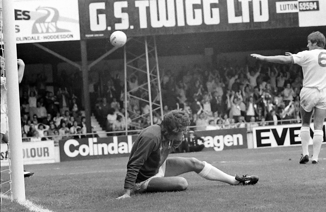 Luton Town FC vs Liverpool (17th Aug 1974) | Hatters Heritage | A ...