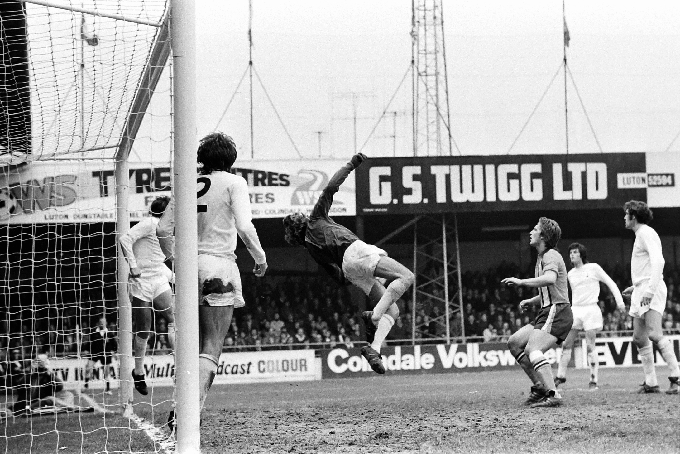 Luton Town FC vs Tottenham Hotspur (26th Oct 1974) | Hatters Heritage ...