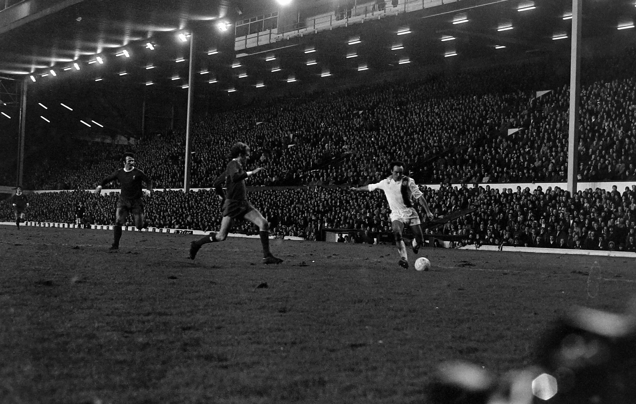Liverpool vs Luton Town FC (14th Dec 1974) | Hatters Heritage | A ...