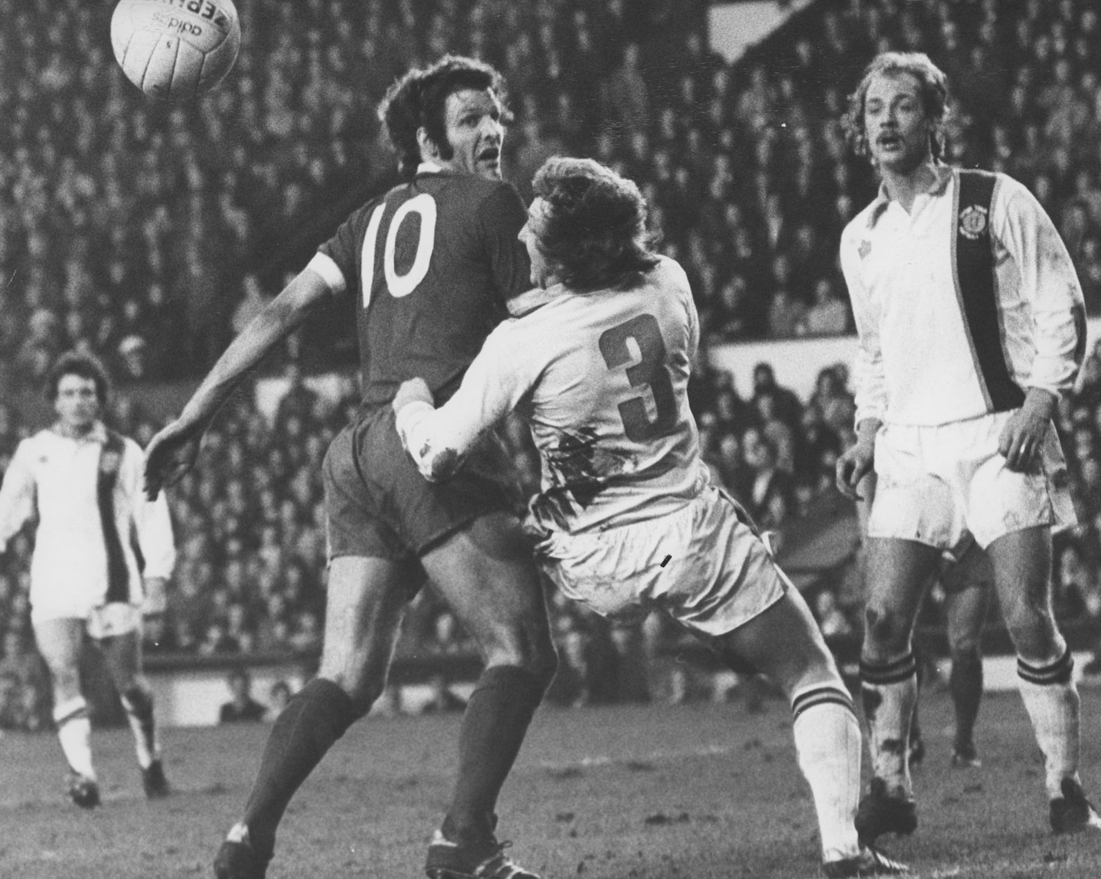 Liverpool vs Luton Town FC (14th Dec 1974) | Hatters Heritage | A ...