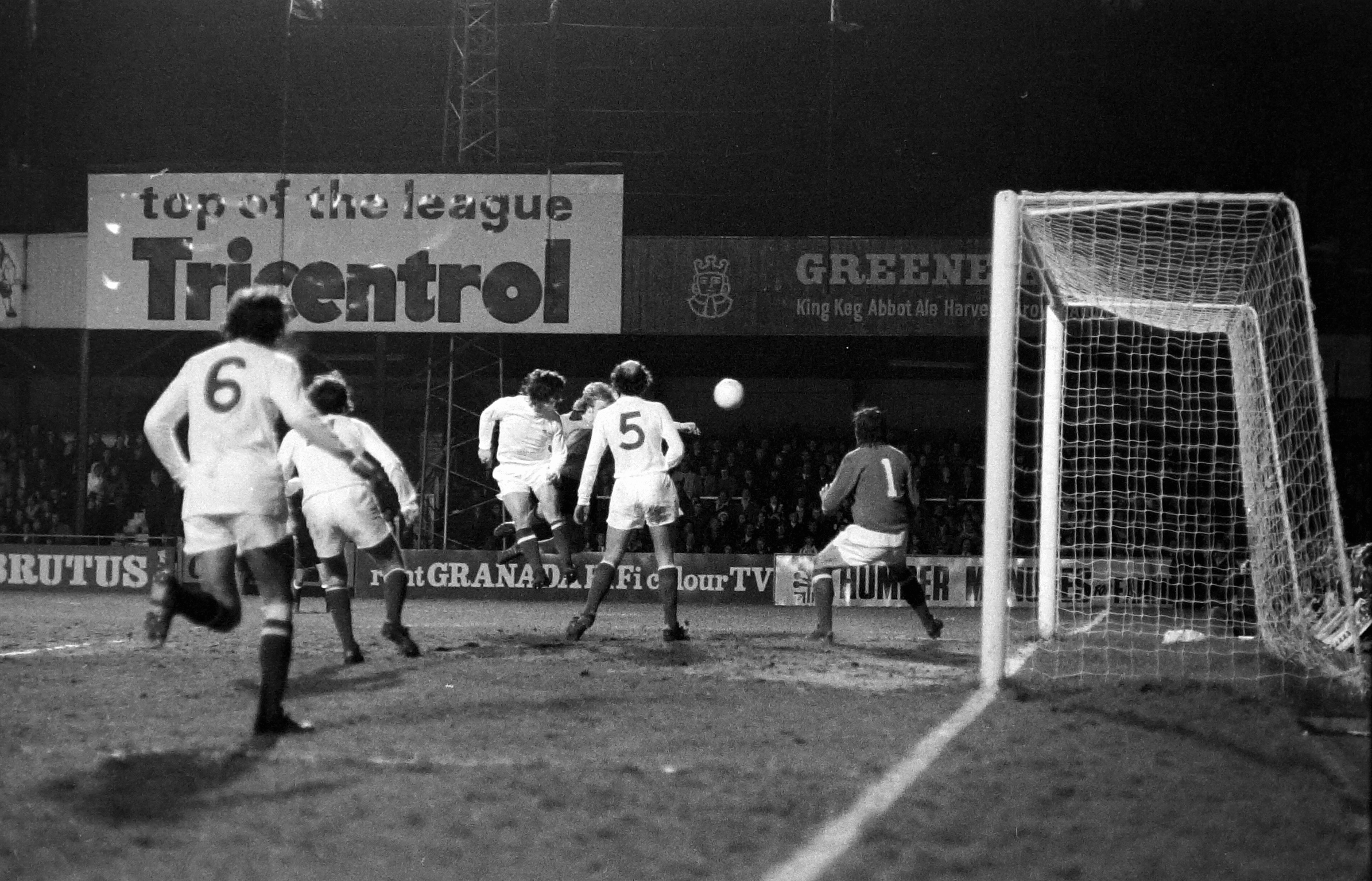 Luton Town FC vs Arsenal (25th Mar 1975) | Hatters Heritage | A History ...