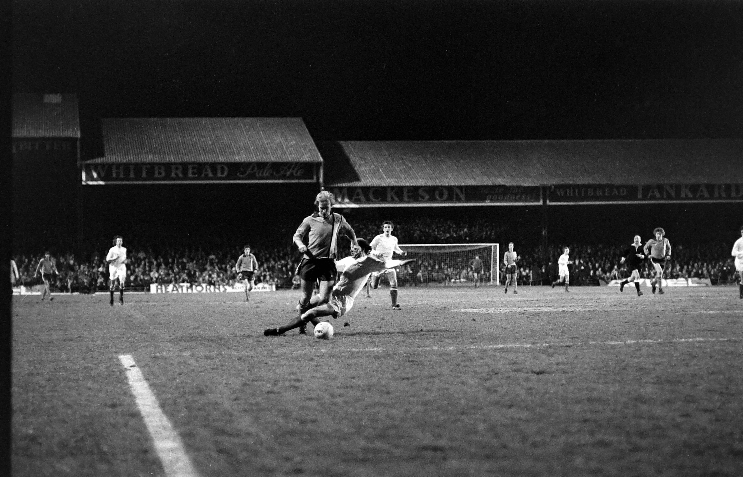 Luton Town FC vs Arsenal (25th Mar 1975) | Hatters Heritage | A History ...