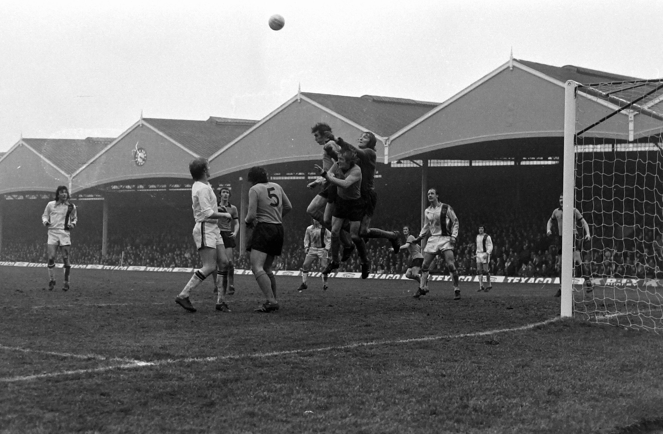 Wolverhampton Wanderers vs Luton Town FC (31st Mar 1975) | Hatters ...