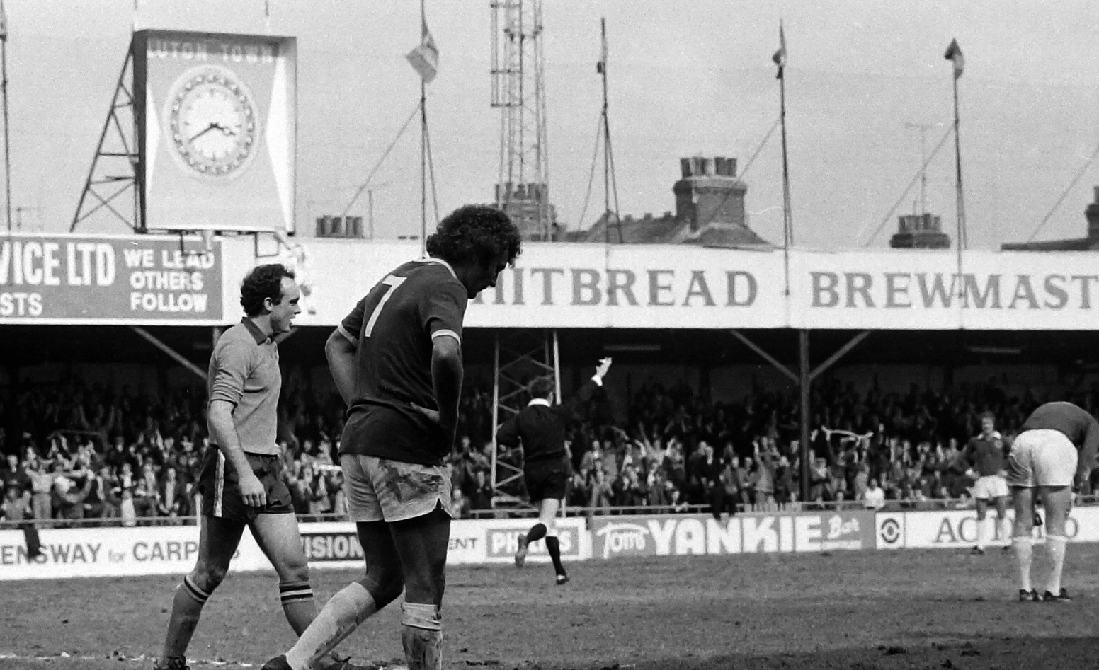 Luton Town FC vs Leicester City (12th Apr 1975) | Hatters Heritage | A ...